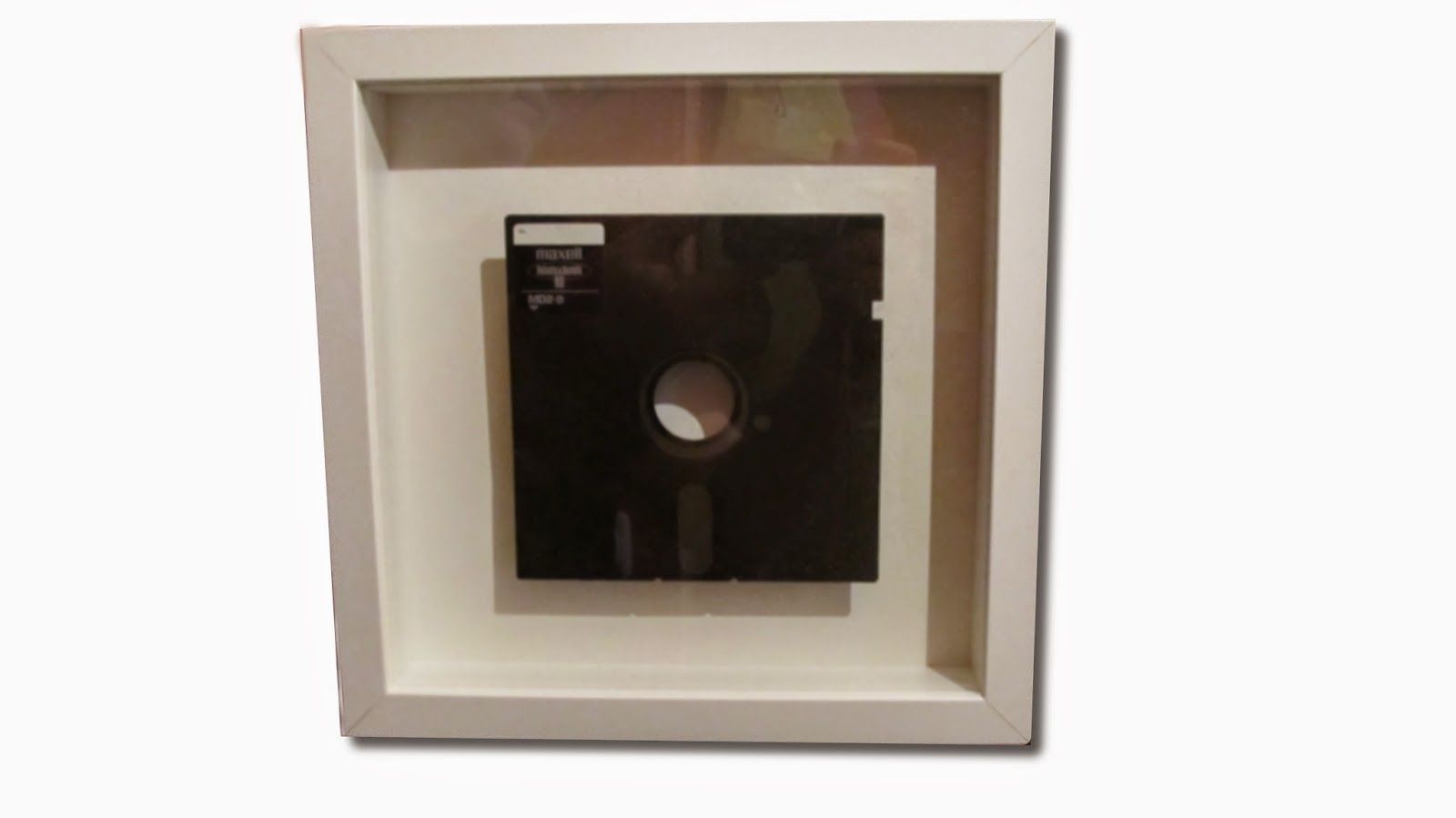 Floppy Frame - Instructables