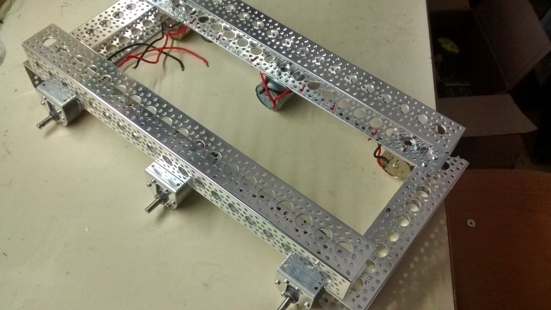 6WD Robot With Aluminum Chassis : 7 Steps (with Pictures) - Instructables