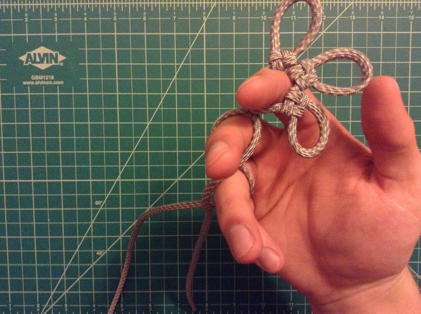 Cross-Knot Cross : 10 Steps - Instructables