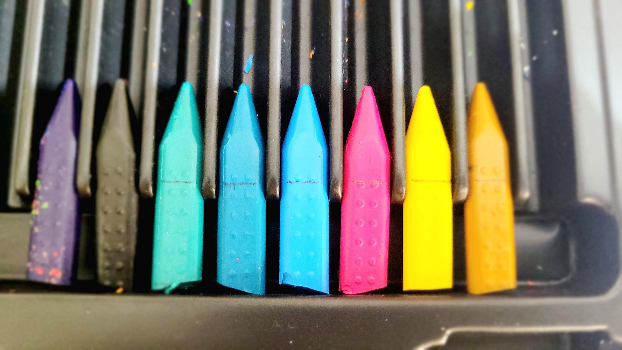 Rainbow Crayon Coaster : 11 Steps (with Pictures) - Instructables
