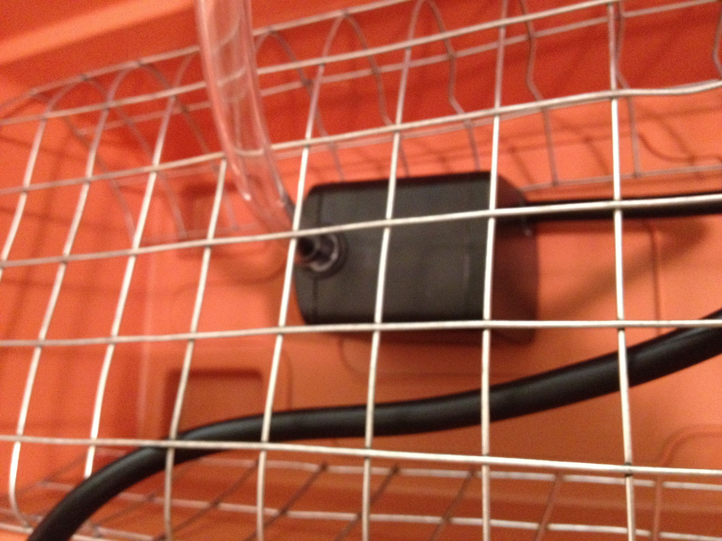 Self Watering Window Boxes : 8 Steps (with Pictures) - Instructables