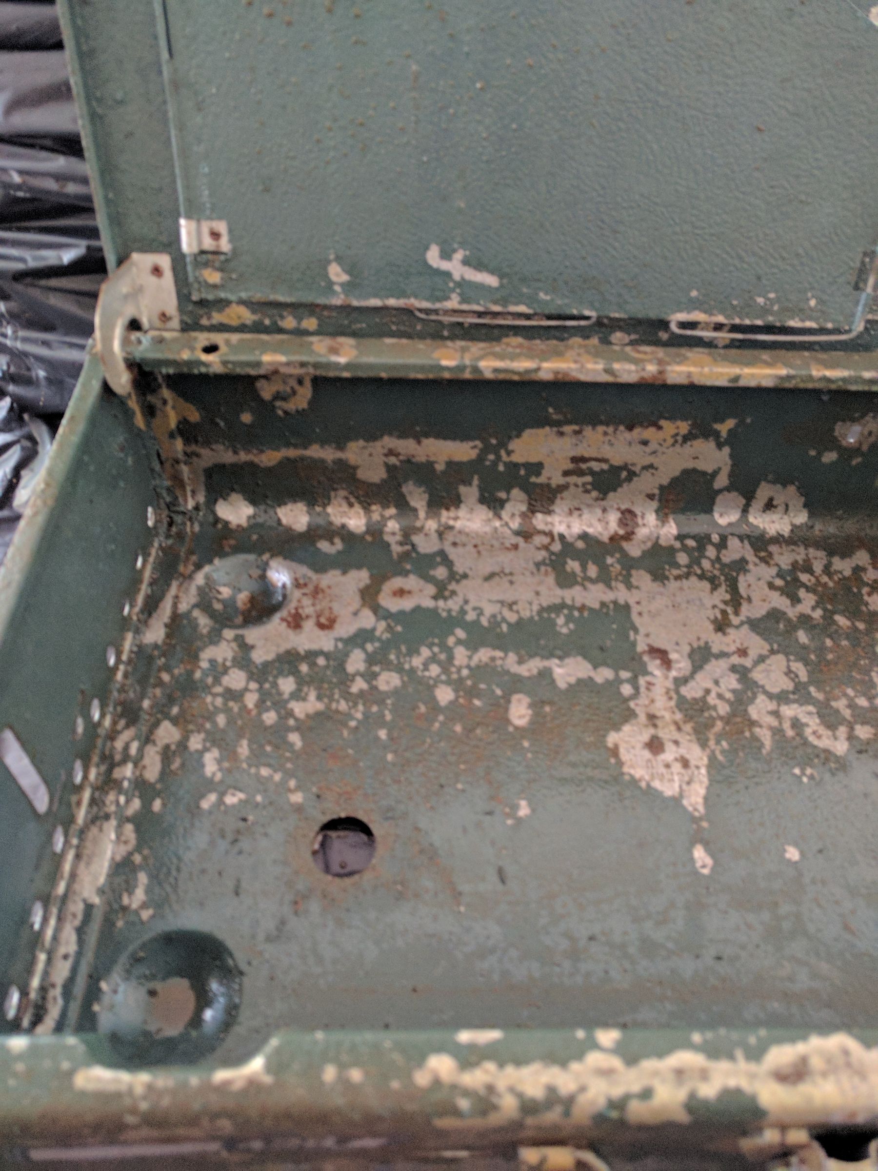 Coleman Stove (case) Refurbished : 8 Steps (with Pictures) - Instructables