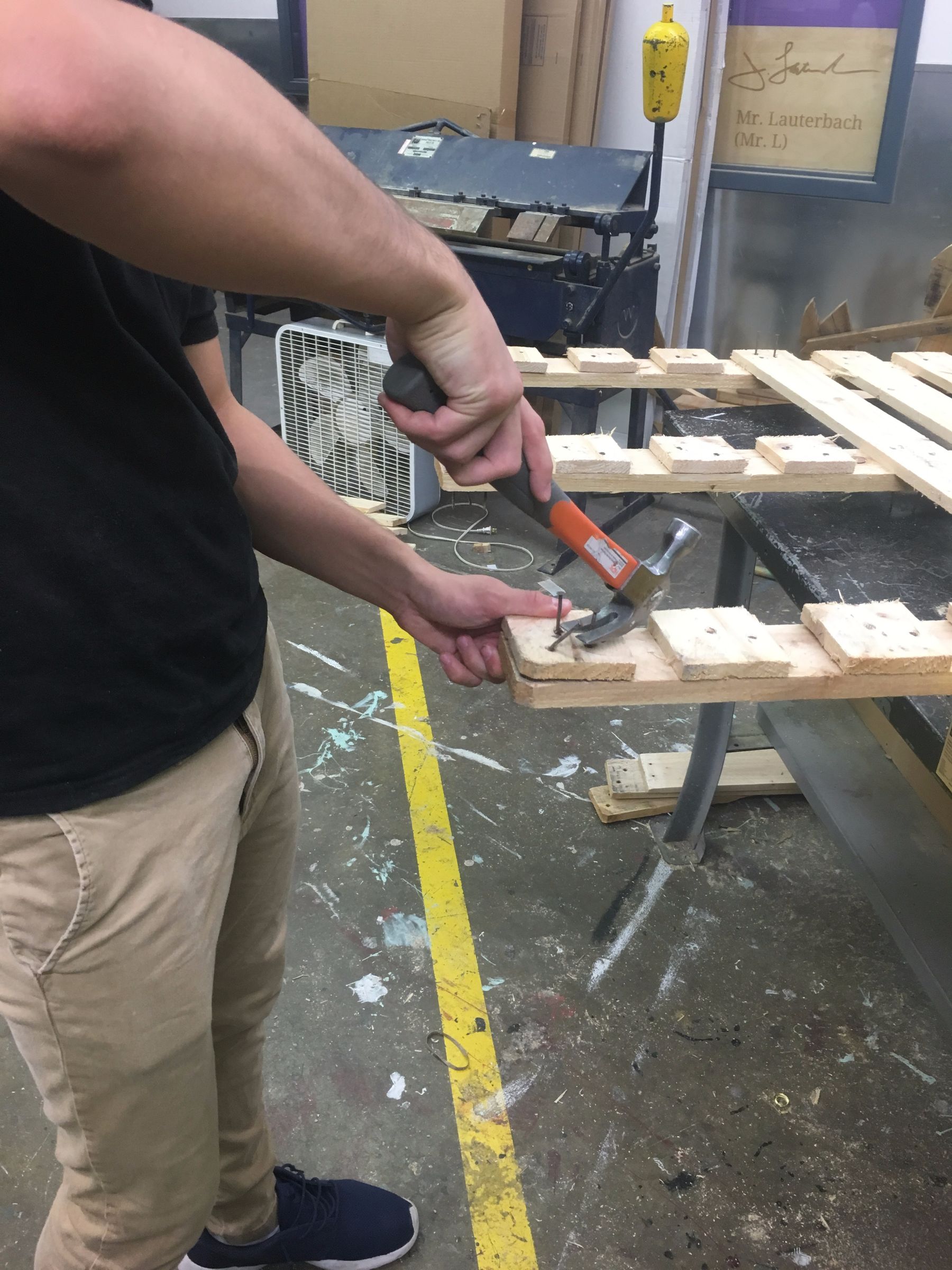 Shipping Pallet Aqua Garden : 7 Steps (with Pictures) - Instructables