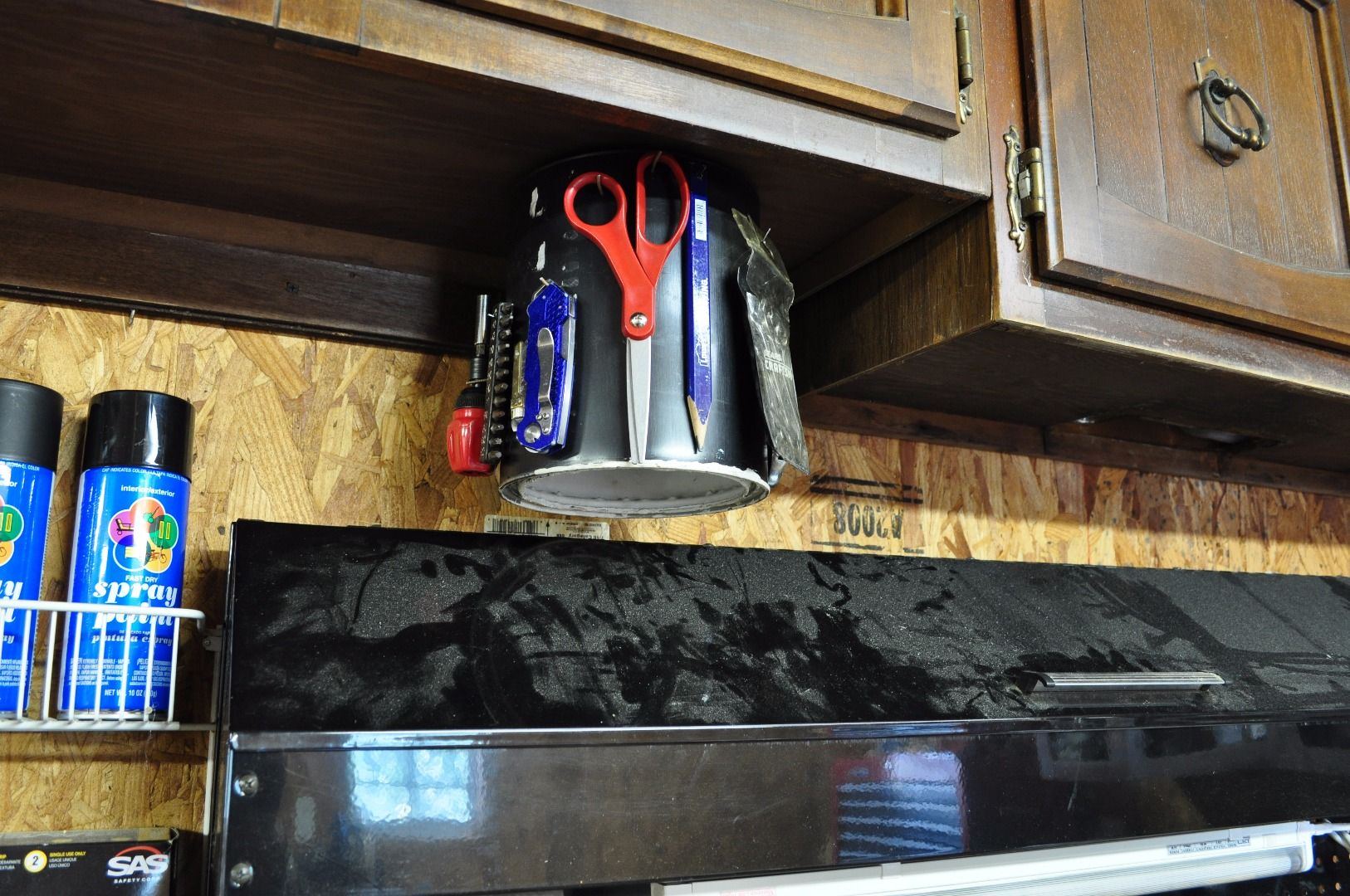 How to Make a Tool Carousel From a Paint Bucket : 5 Steps (with ...