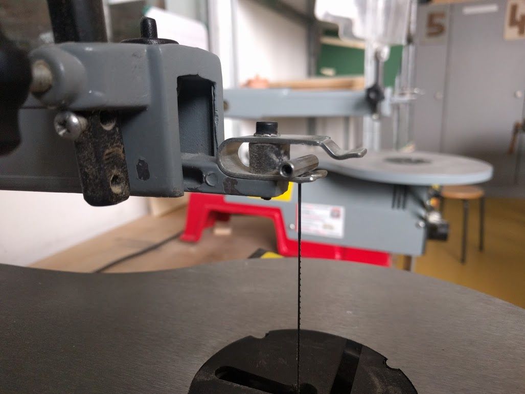 Pinless Blade Adapter/bladeclamp for Scrollsaws. : 5 Steps (with ...