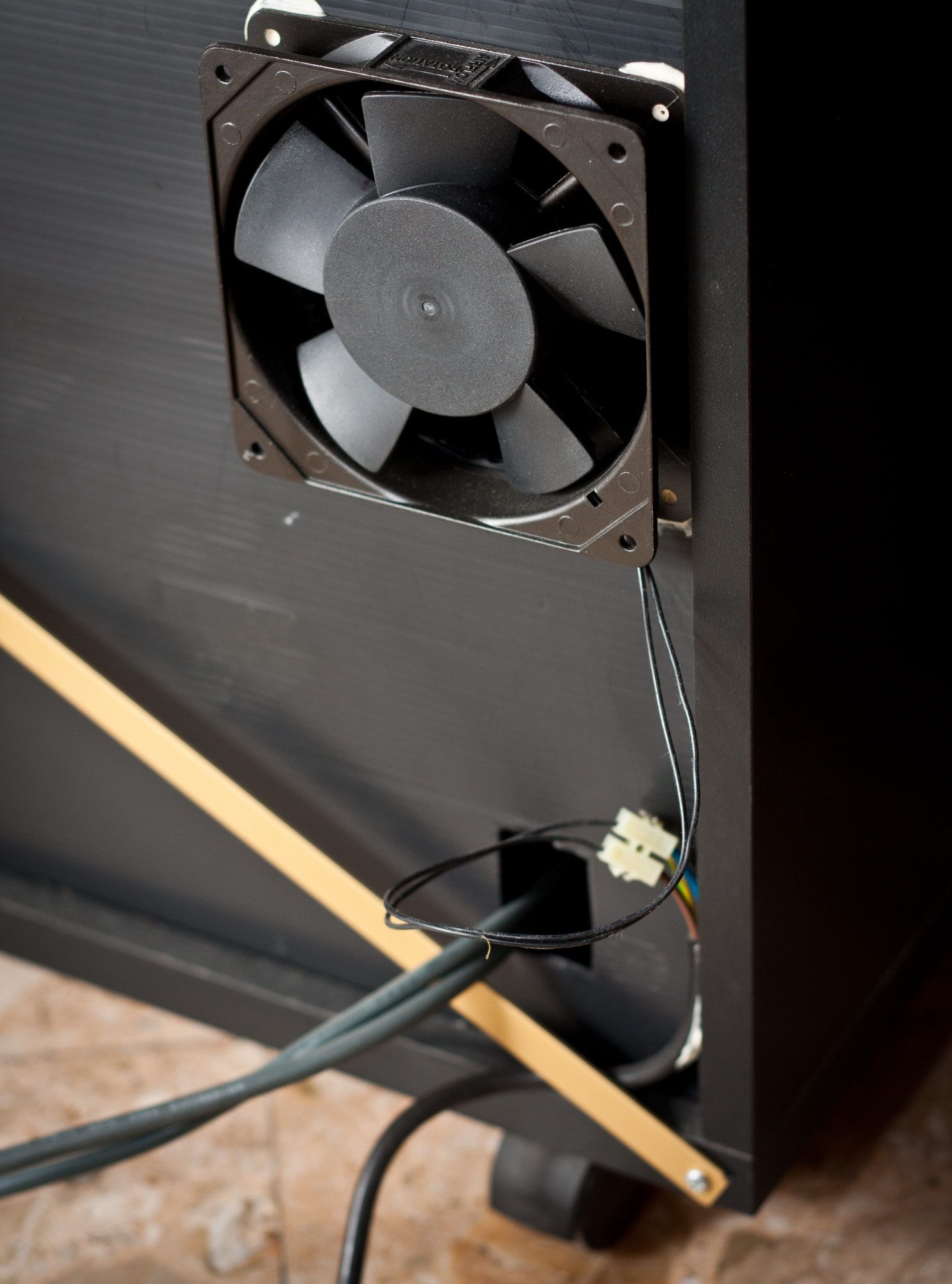 Silent Fan With Thermal Controller : 17 Steps - Instructables