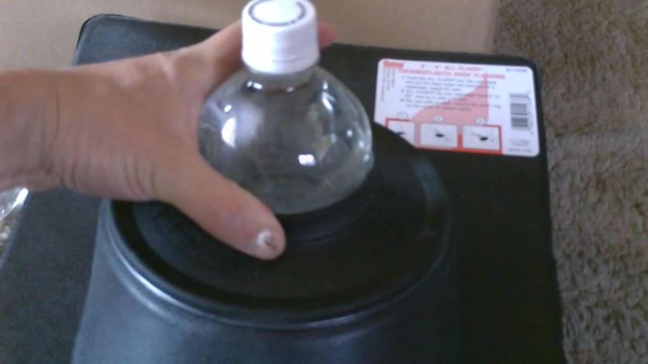 Solar (Soda Bottle) Light Bulbs! - DIY (Solartubes) - Pure Natural ...