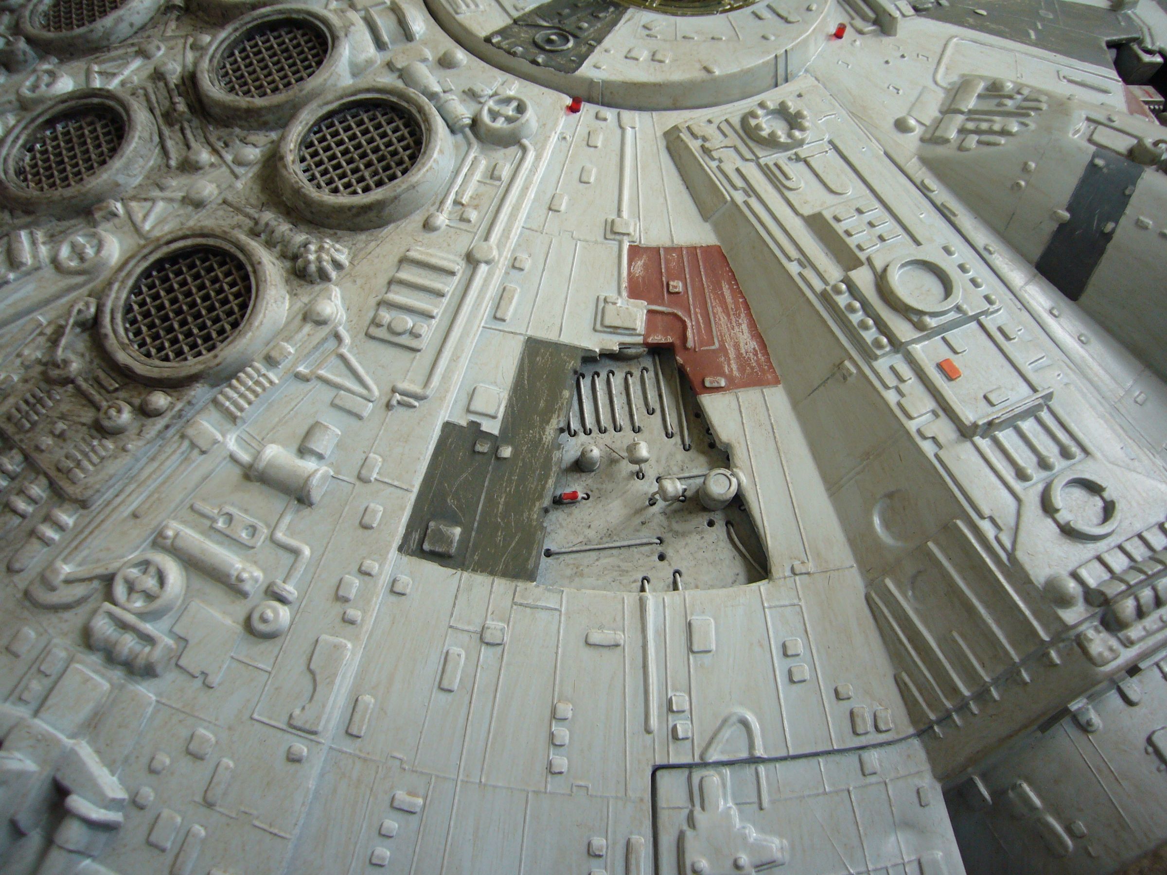How to Build a Millennium Falcon Wall Light : 7 Steps (with Pictures ...