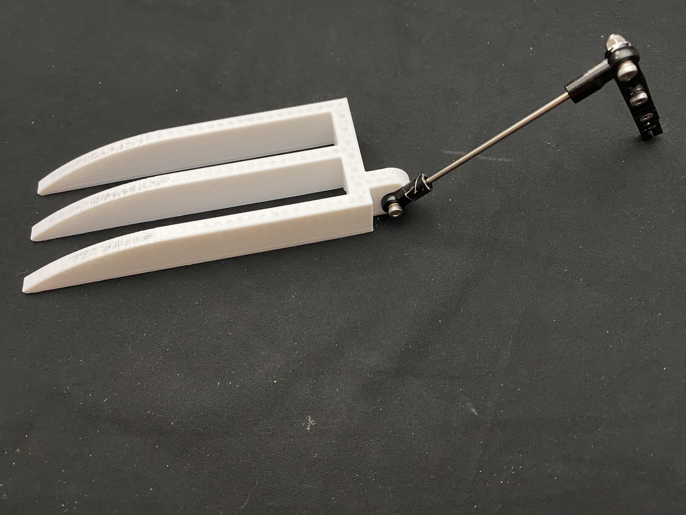 Electronic Wolverine Claws : 12 Steps (with Pictures) - Instructables