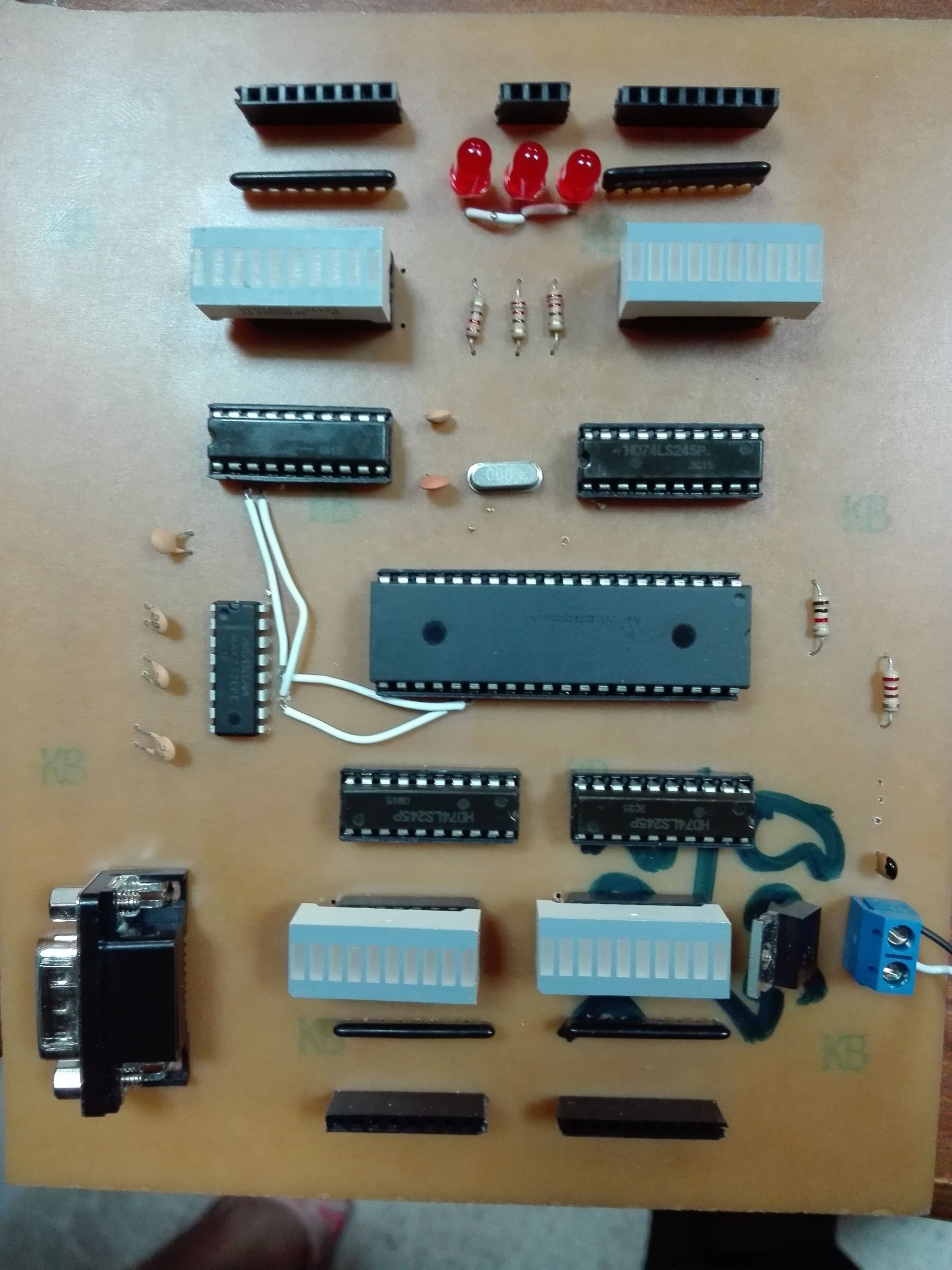 Making of PIC18F452 Micro-Controller Development/Generic Board : 5 ...