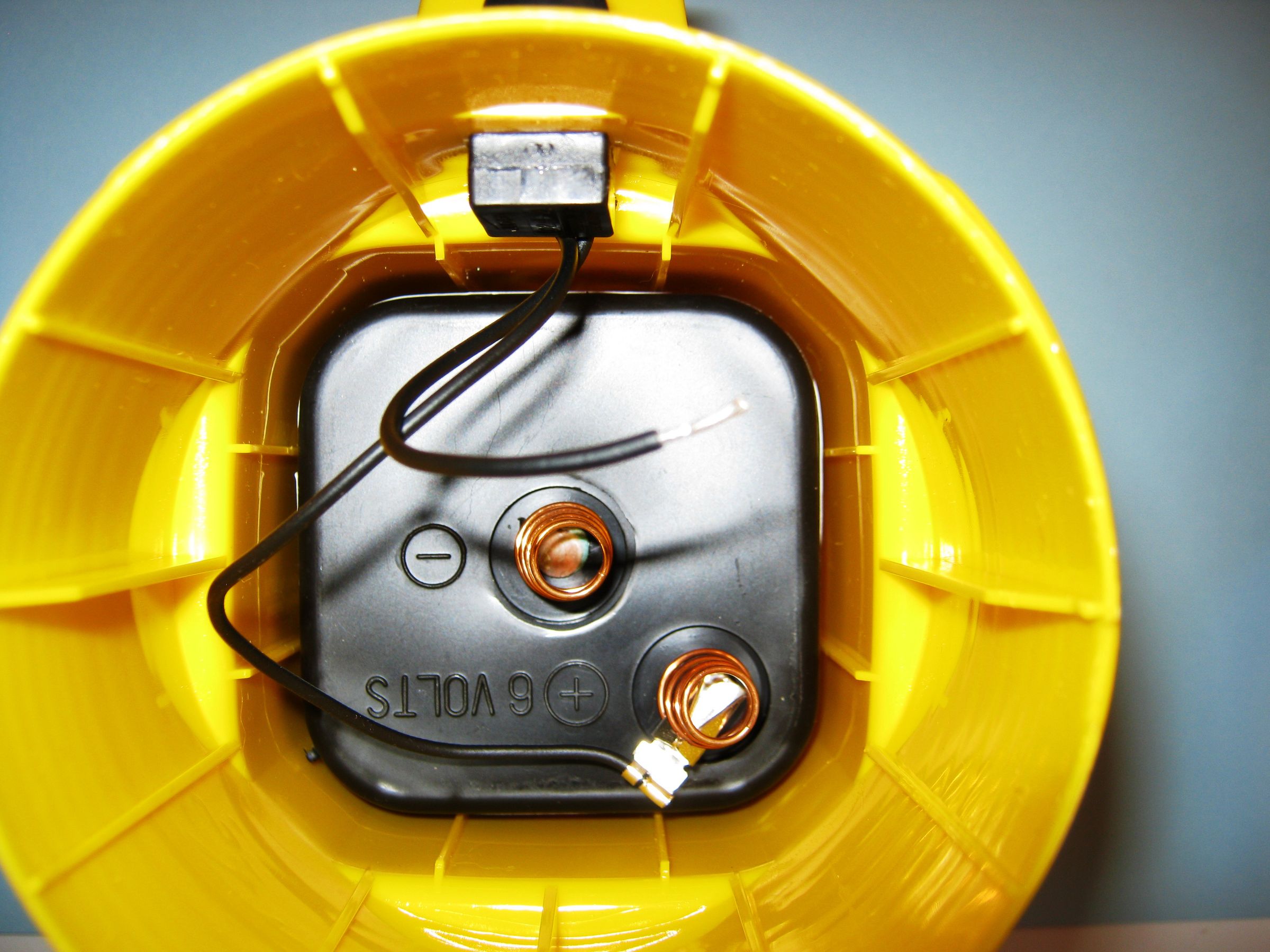 The Amazing Magic Flashlight : 5 Steps - Instructables