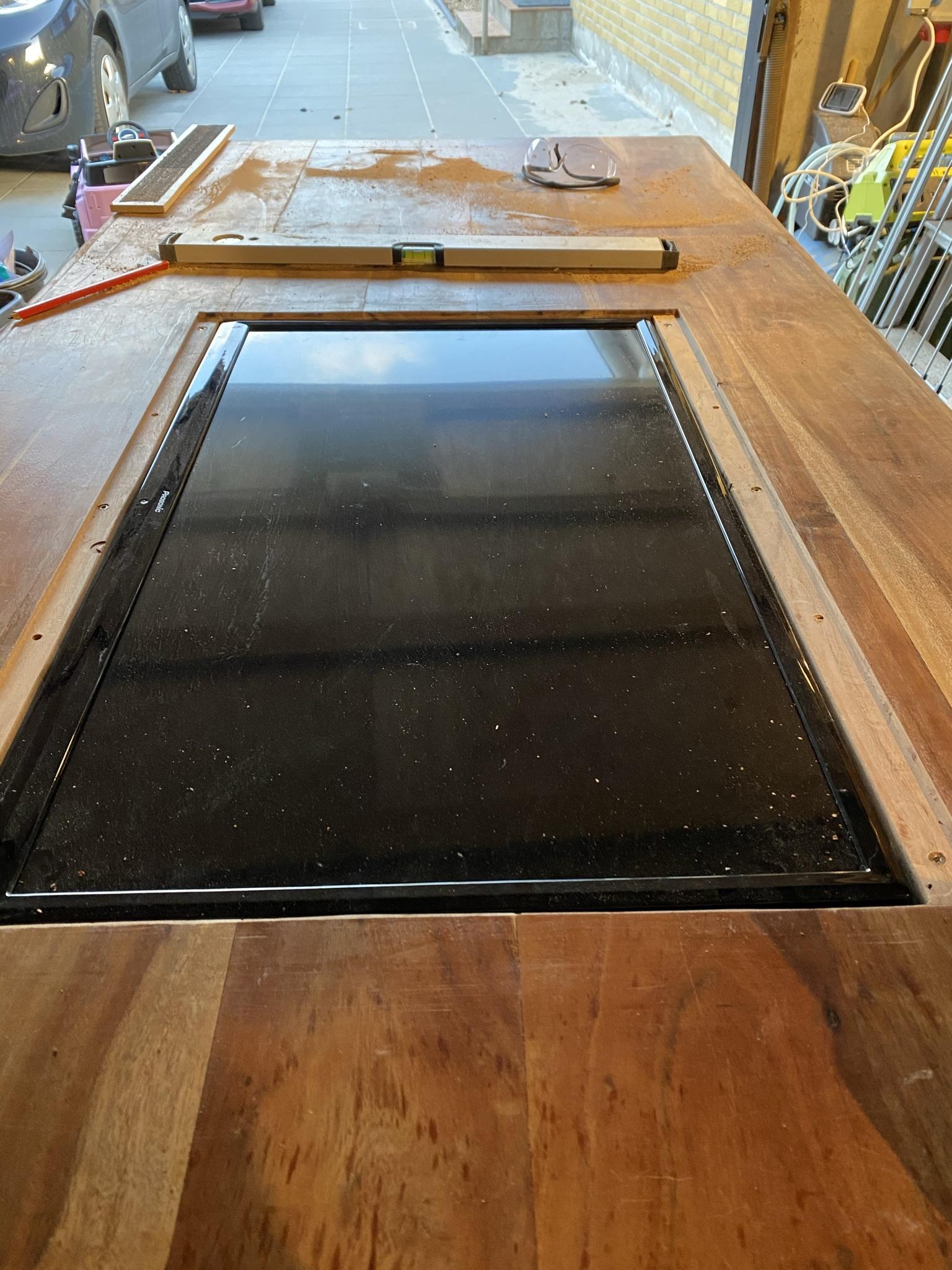 The Ultimate D&D Tabel : 9 Steps (with Pictures) - Instructables