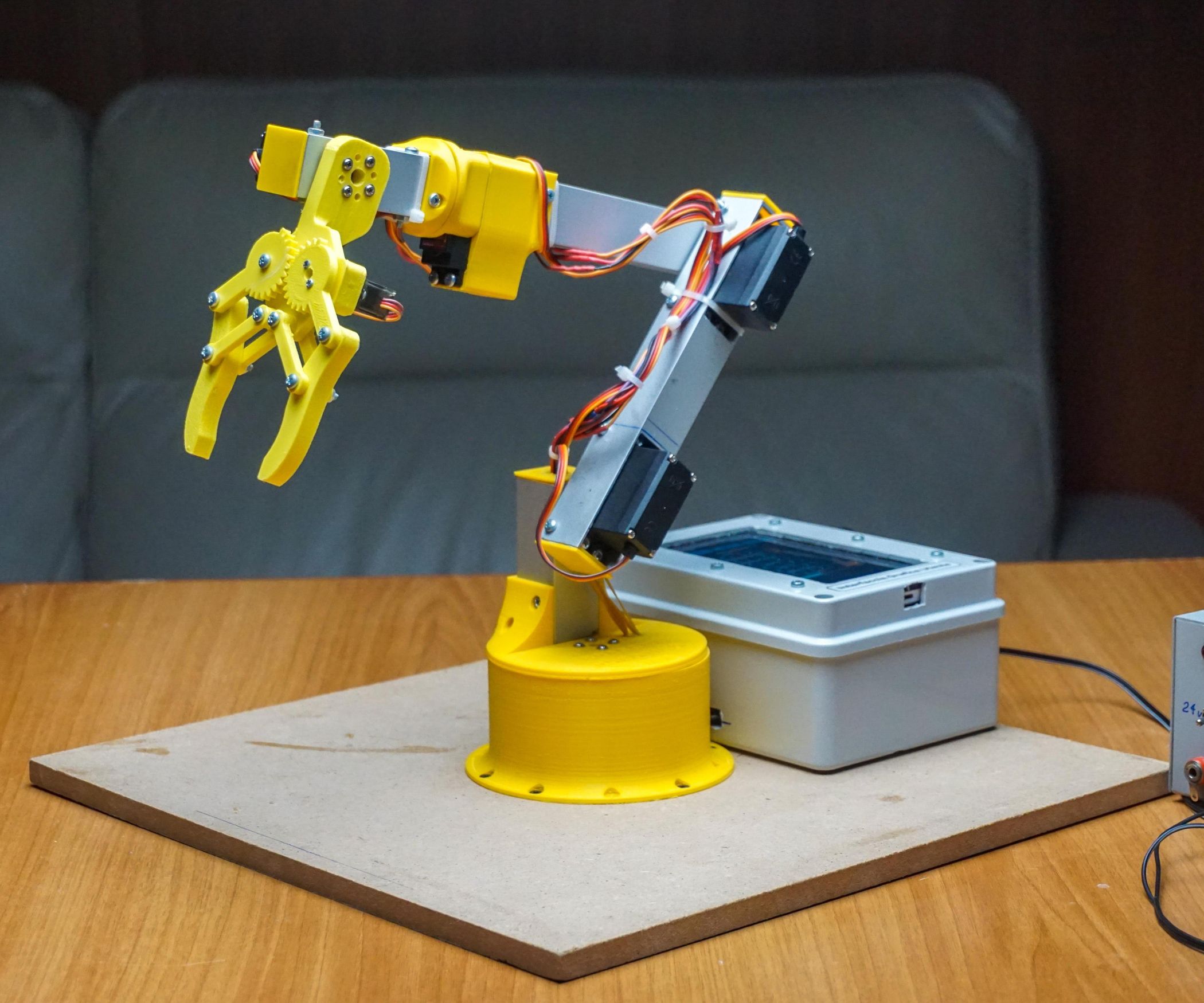 Braccio Robotico Controllato Da Arduino E Interfaccia Touch : 12 Steps ...