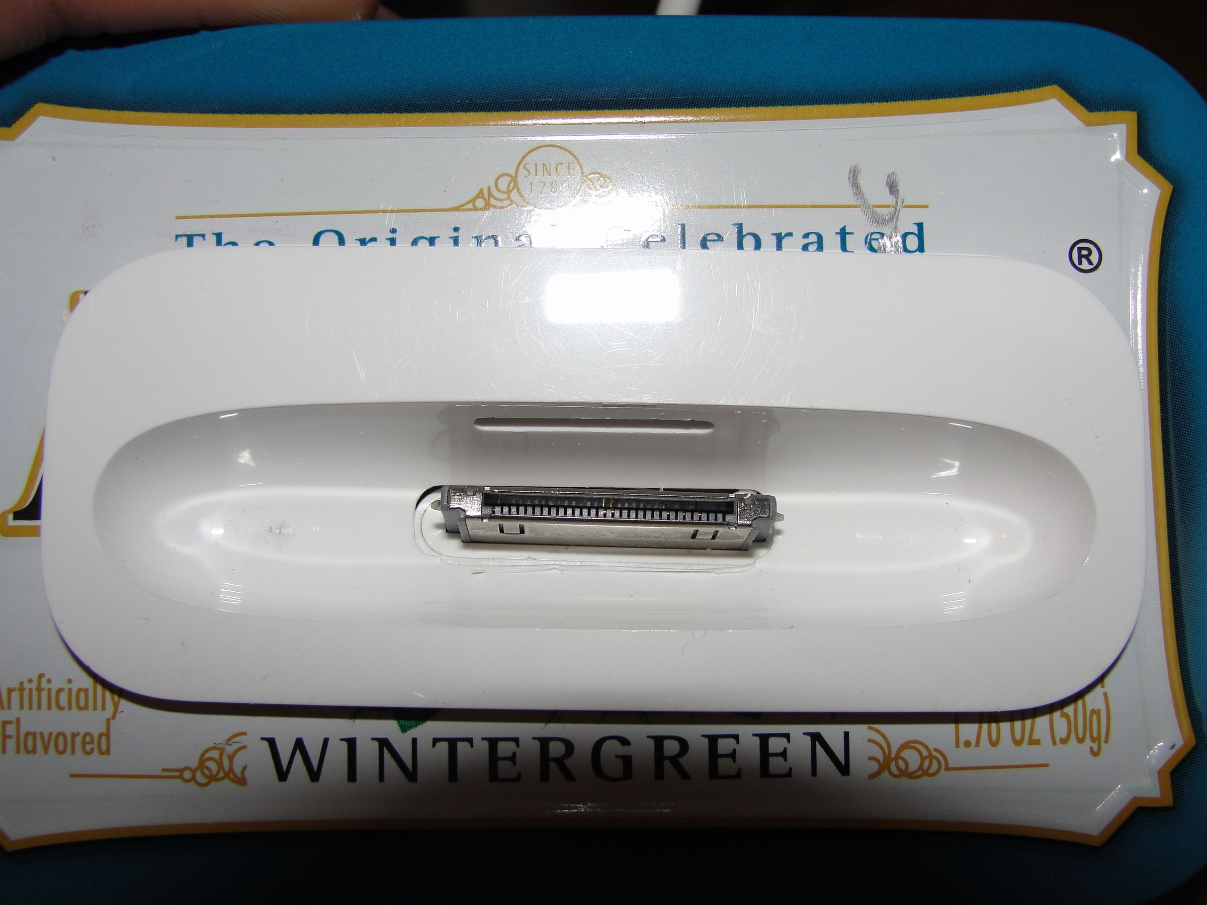 Altoids Tin IPod Touch Dock - Instructables