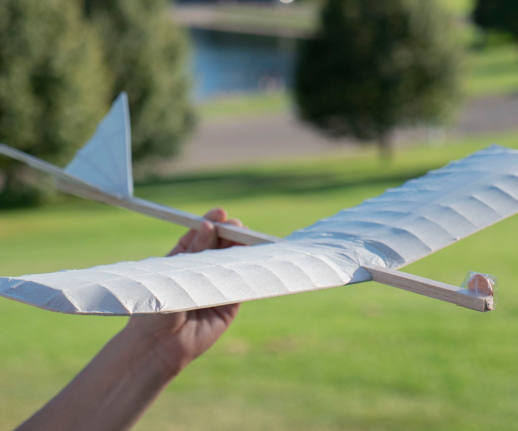 Build a Da Vinci Inspired Flying Machine (Glider) With Simple Supplies ...