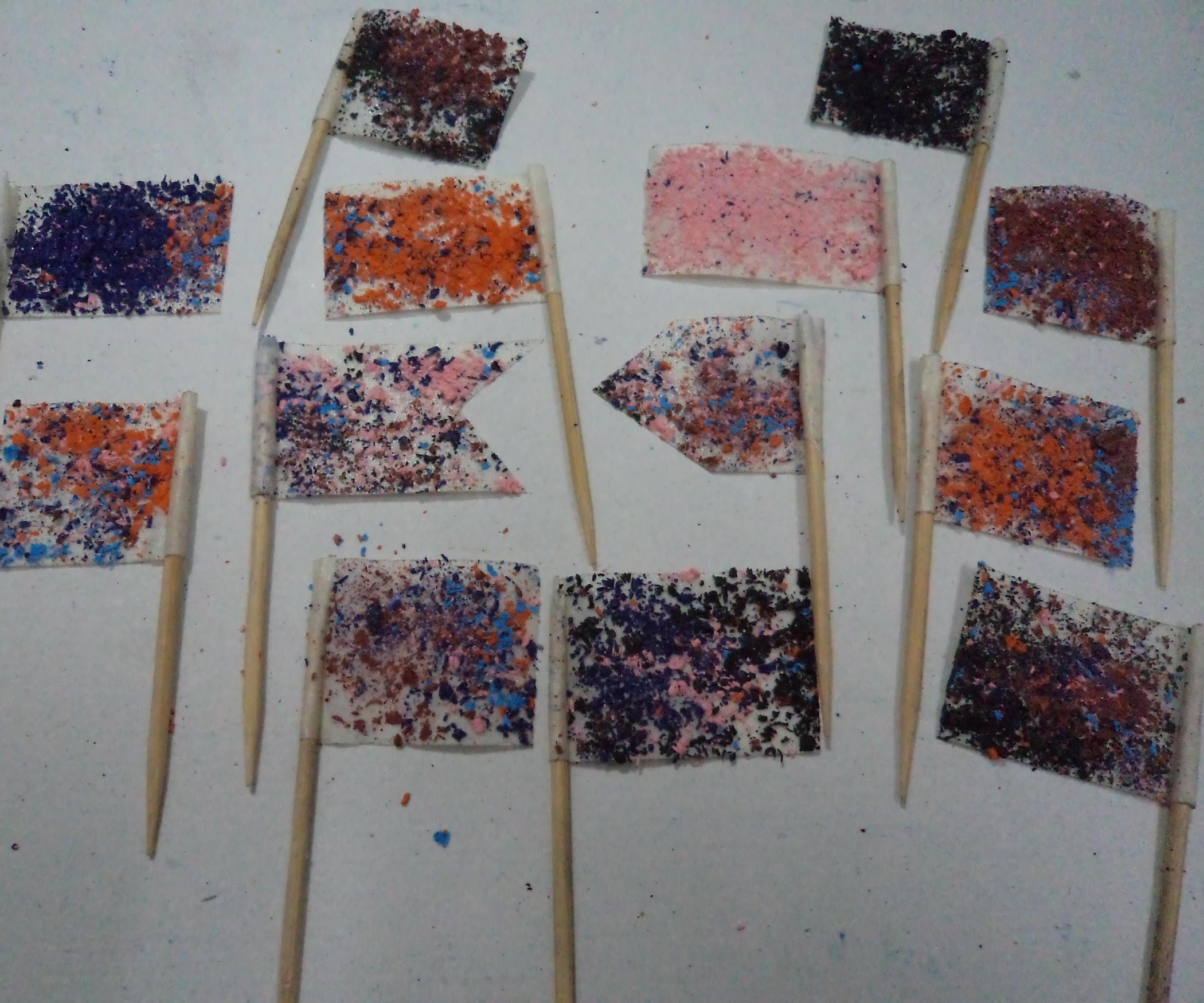 Crayon Flags : 4 Steps - Instructables