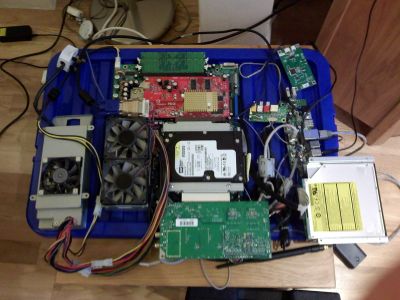 The TV Wall Mount, Desk & Hidden PC : 6 Steps - Instructables