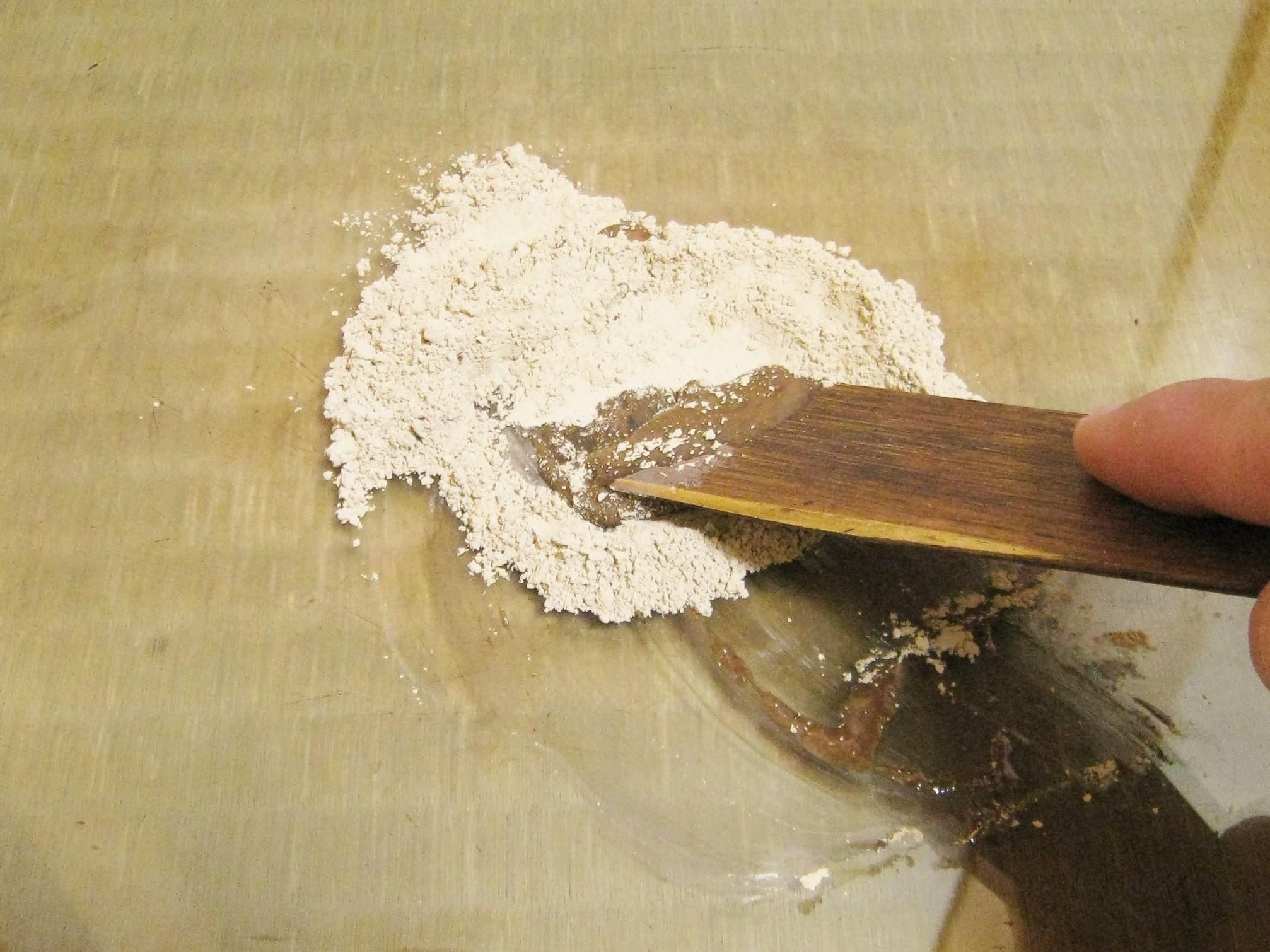 Making Tongs by Urushi (Japanese Lacquer) : 5 Steps (with Pictures ...