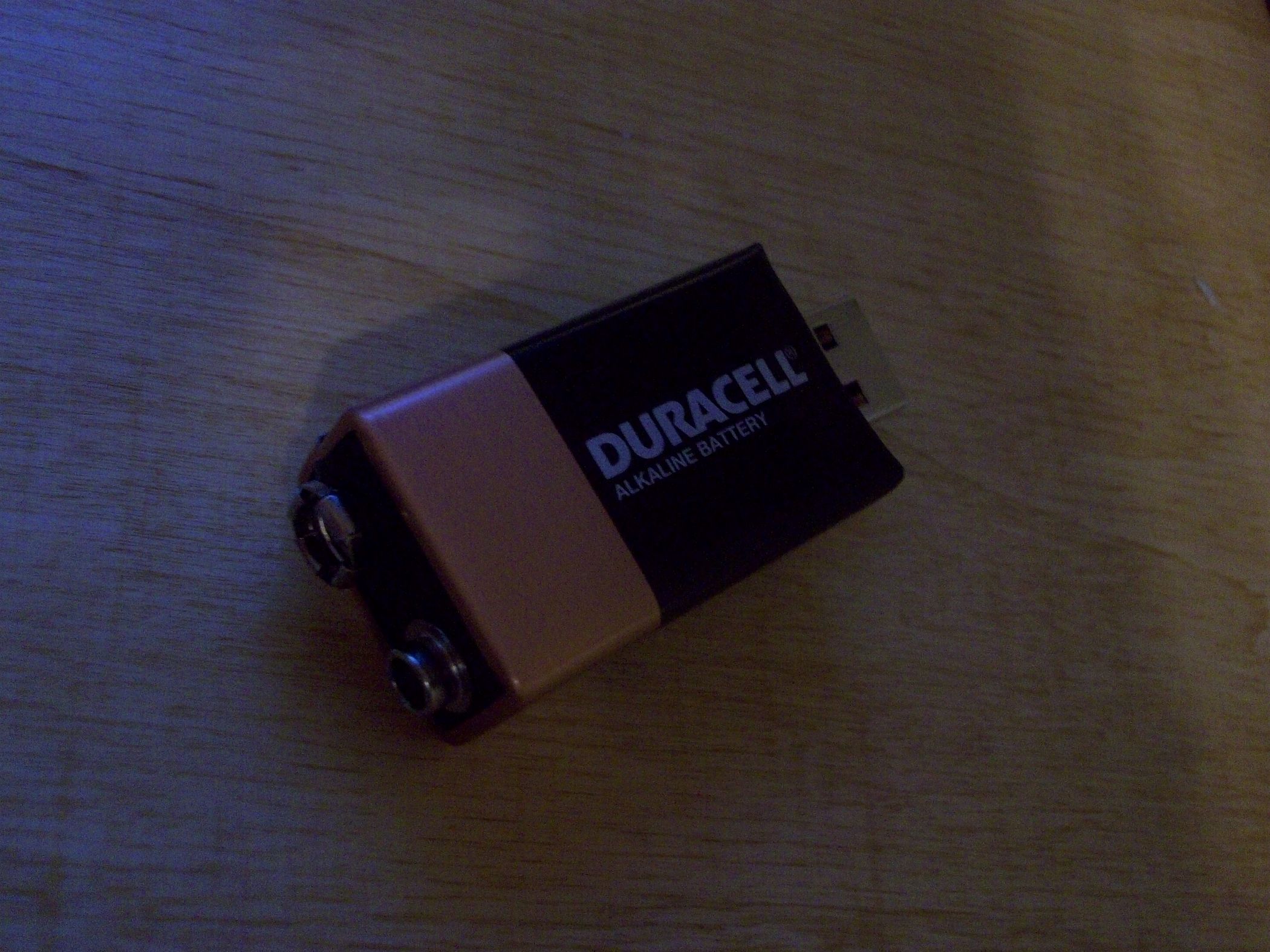 9V USB Flash Drive MOD : 4 Steps - Instructables