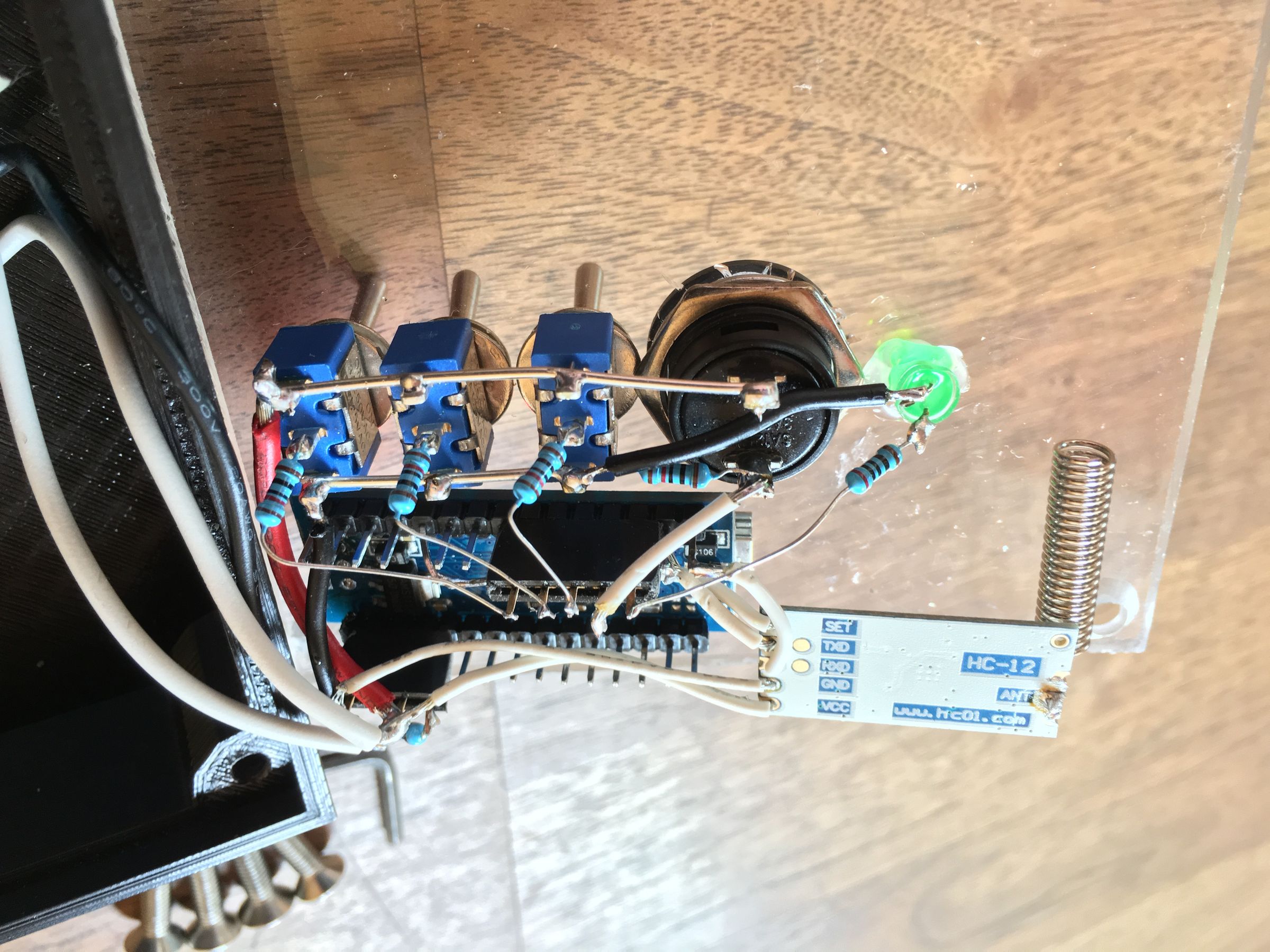 Remote Controlled Power Strip : 6 Steps - Instructables