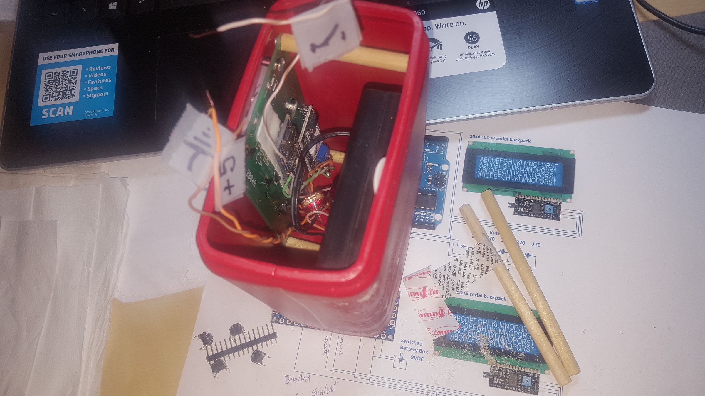 Handheld Arduino Paper Rock Scissors Game Using 20x4 LCD Display With ...