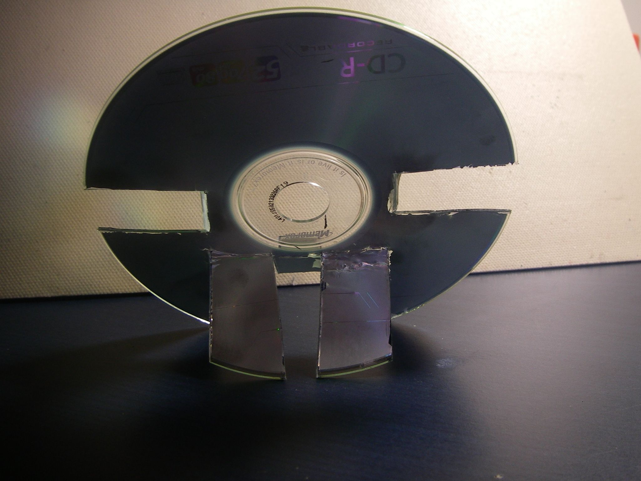 CD Cell Phone Stand : 5 Steps - Instructables