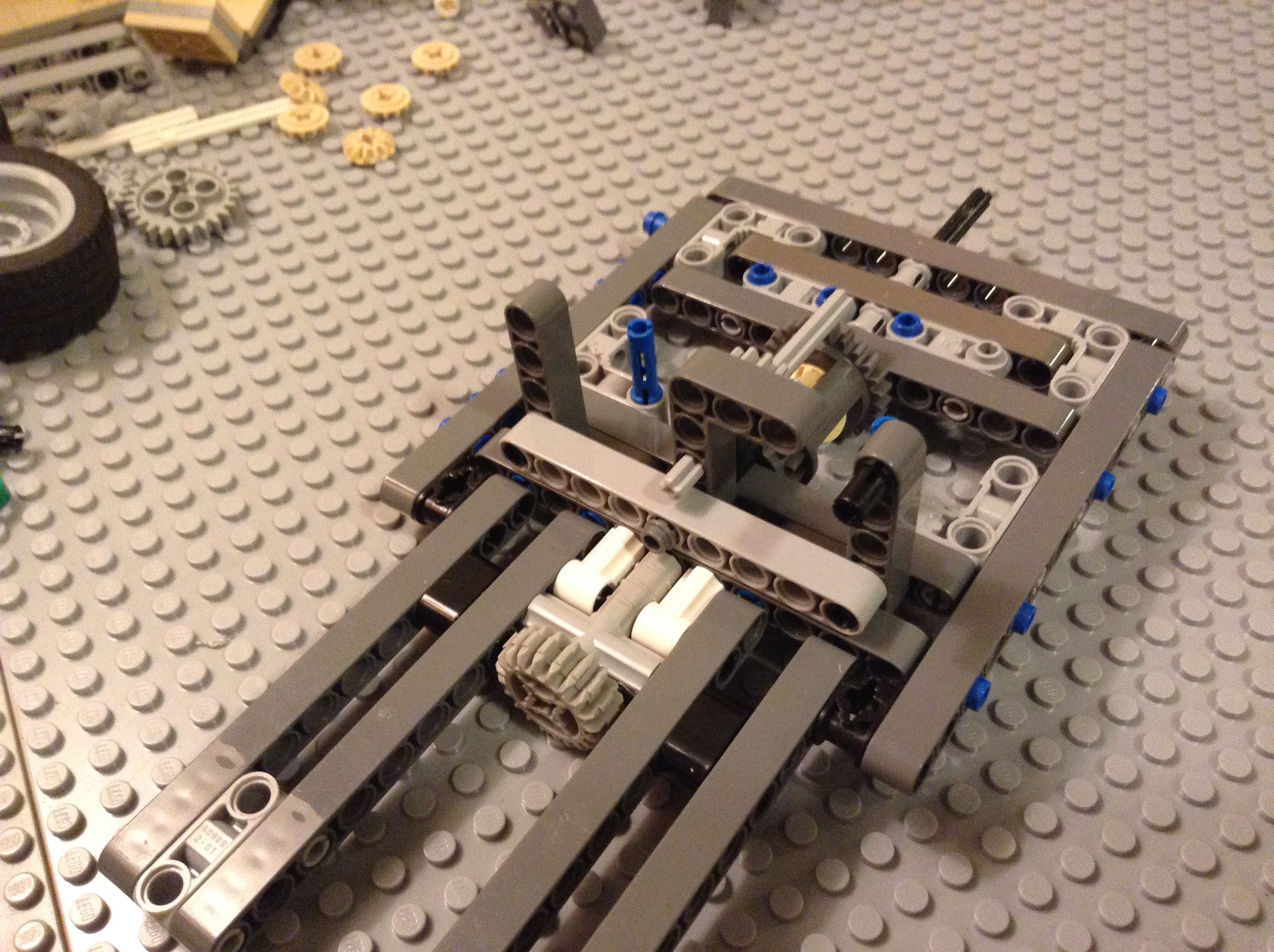 Remote Control Lego Car (1997 Volvo 850) : 10 Steps (with Pictures ...