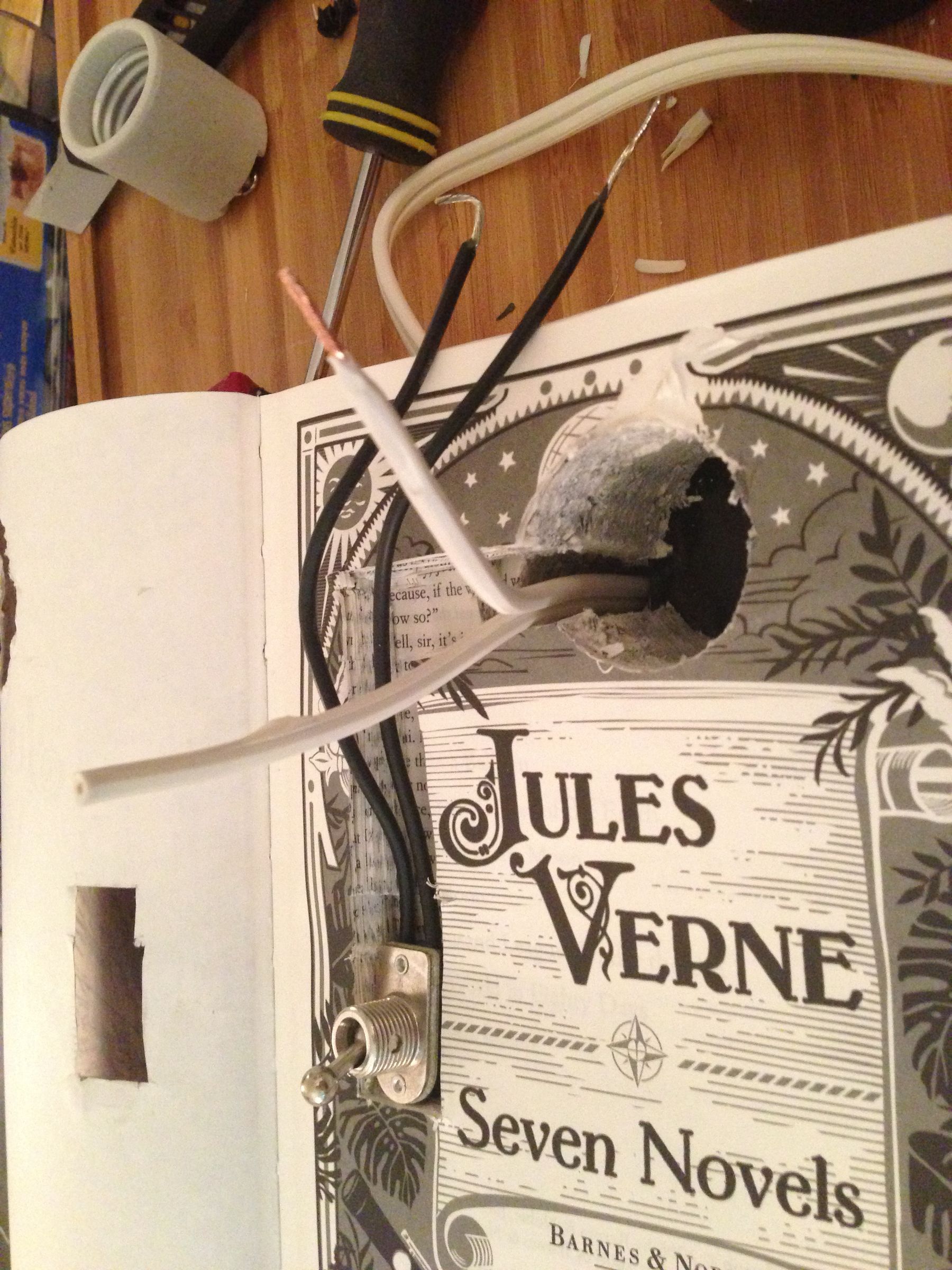 Book Light : 10 Steps (with Pictures) - Instructables