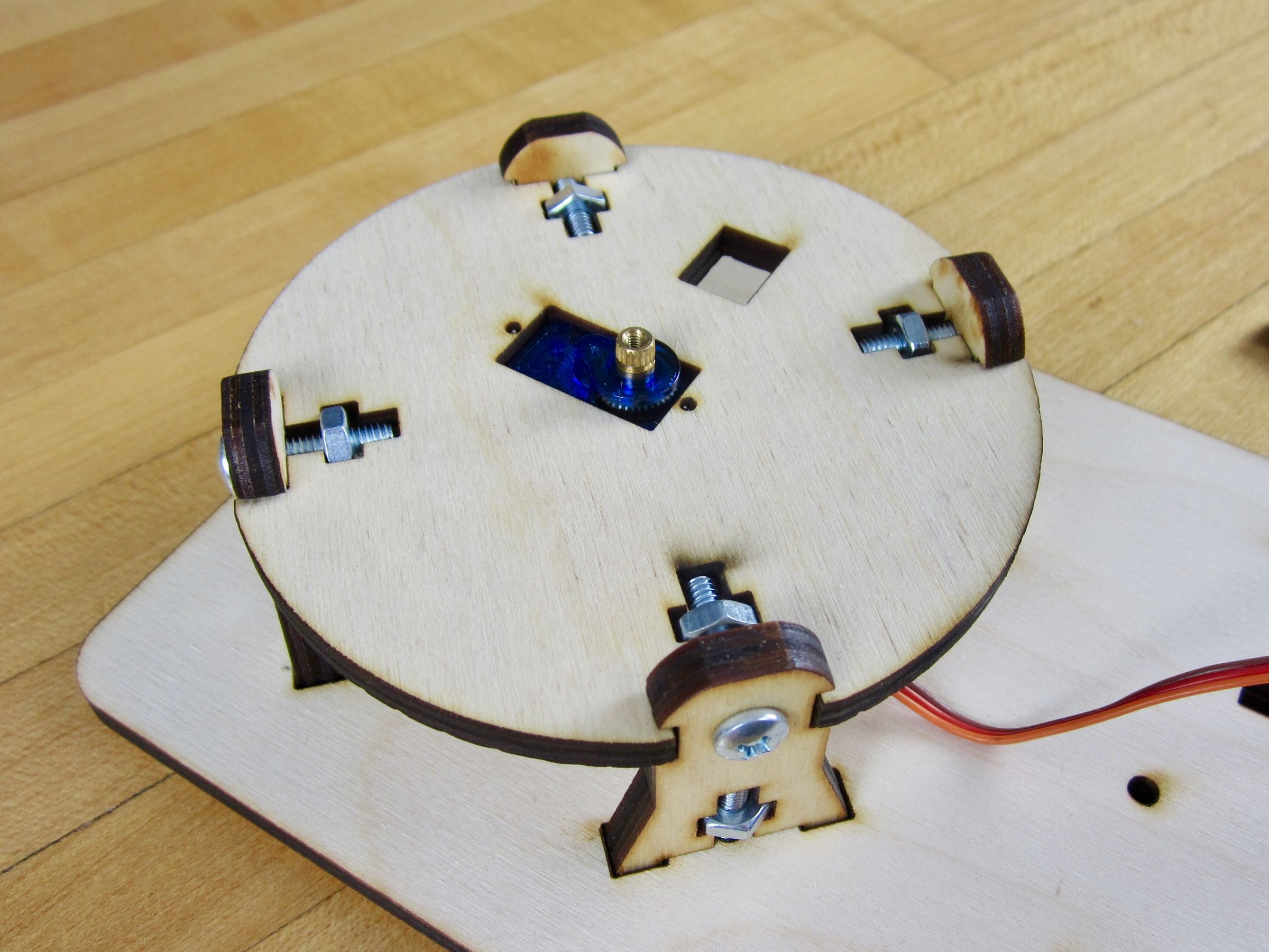 Dual Axis Tracker V2.0 : 15 Steps (with Pictures) - Instructables