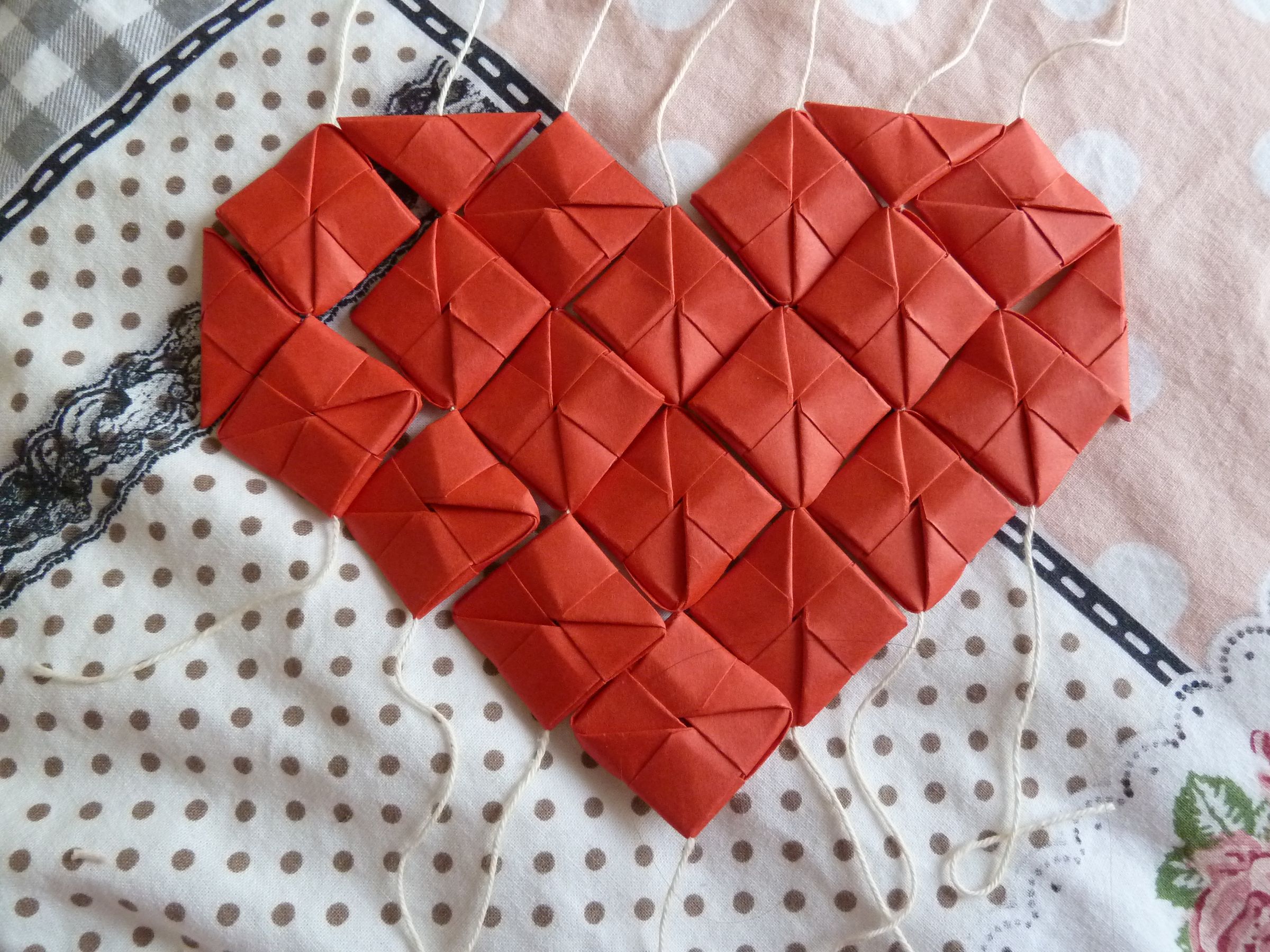 Paper Heart Decorations : 16 Steps (with Pictures) - Instructables
