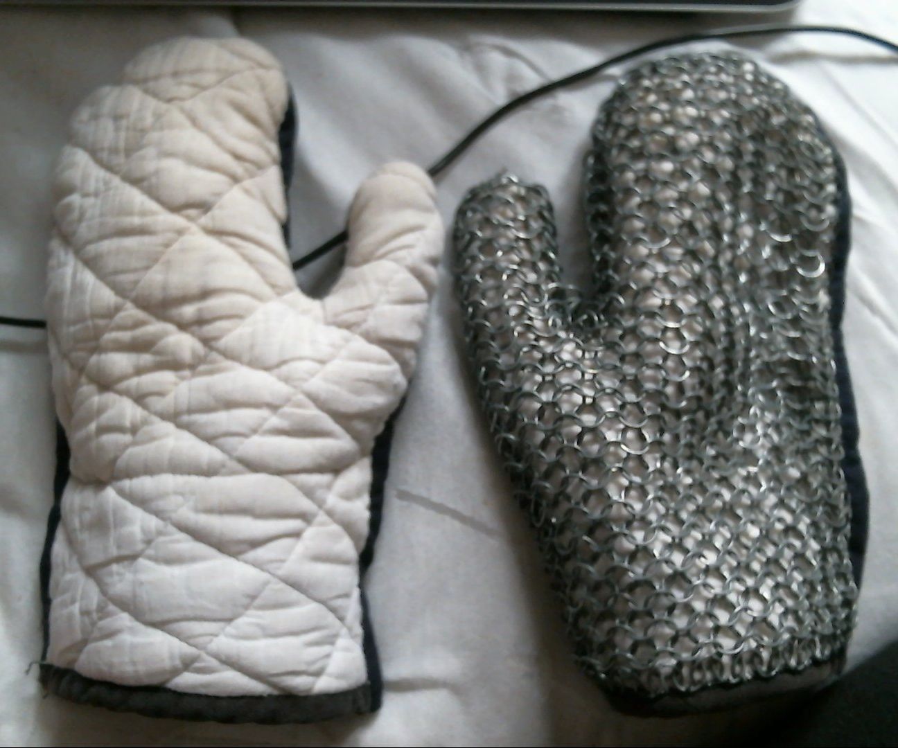 Training Gauntlets : 5 Steps - Instructables