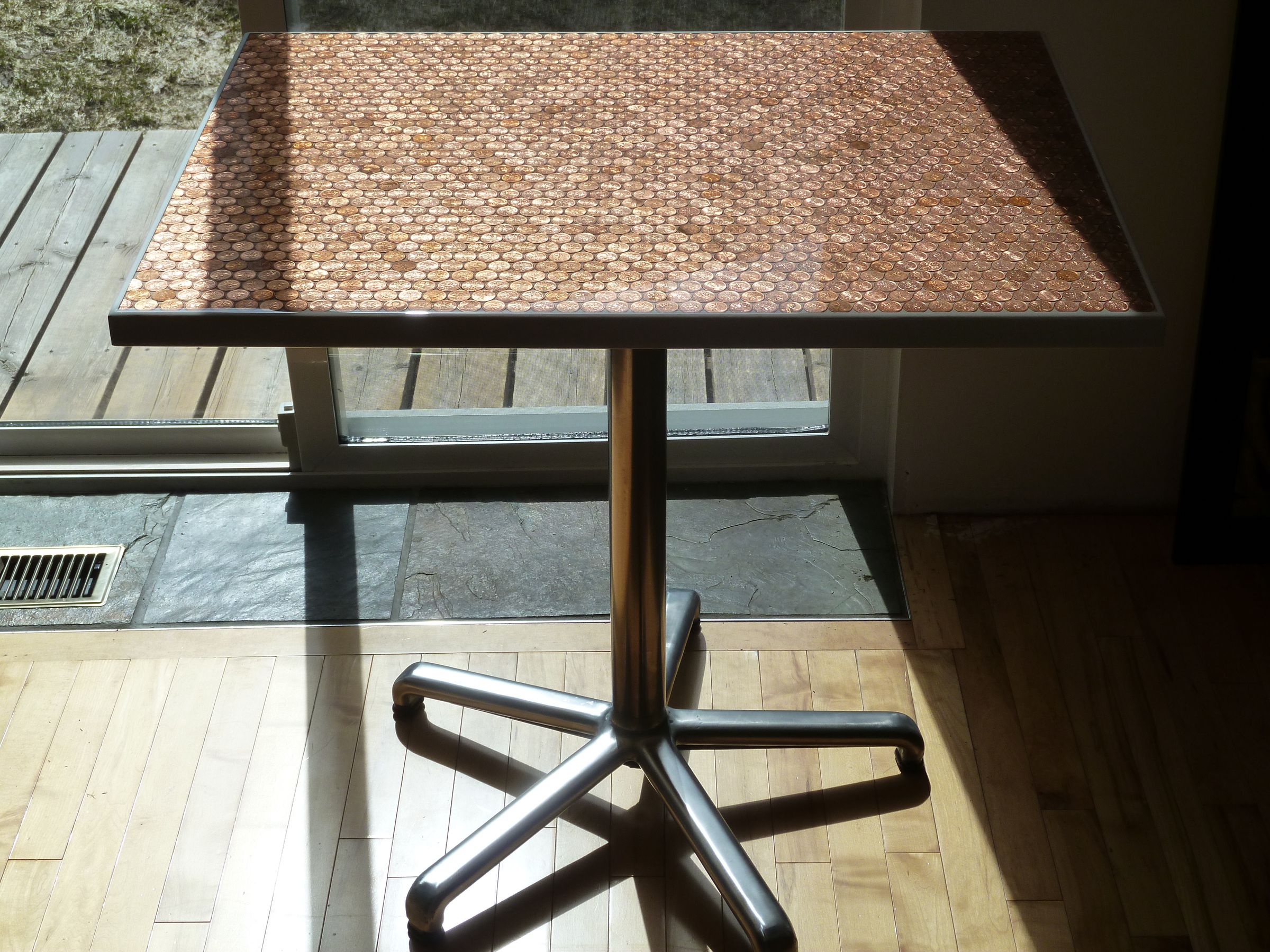 PENNY TABLE : 4 Steps (with Pictures) - Instructables