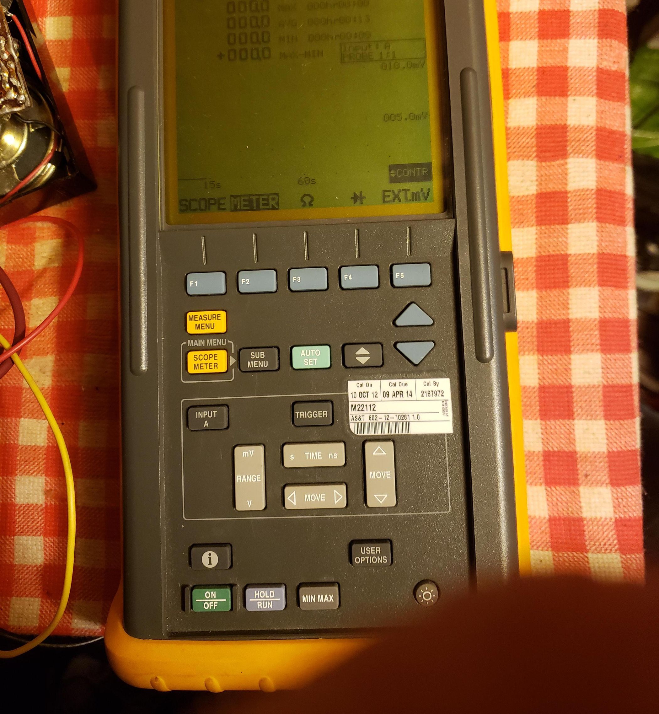 Fluke 91, 96 Keypad Replacement : 4 Steps - Instructables