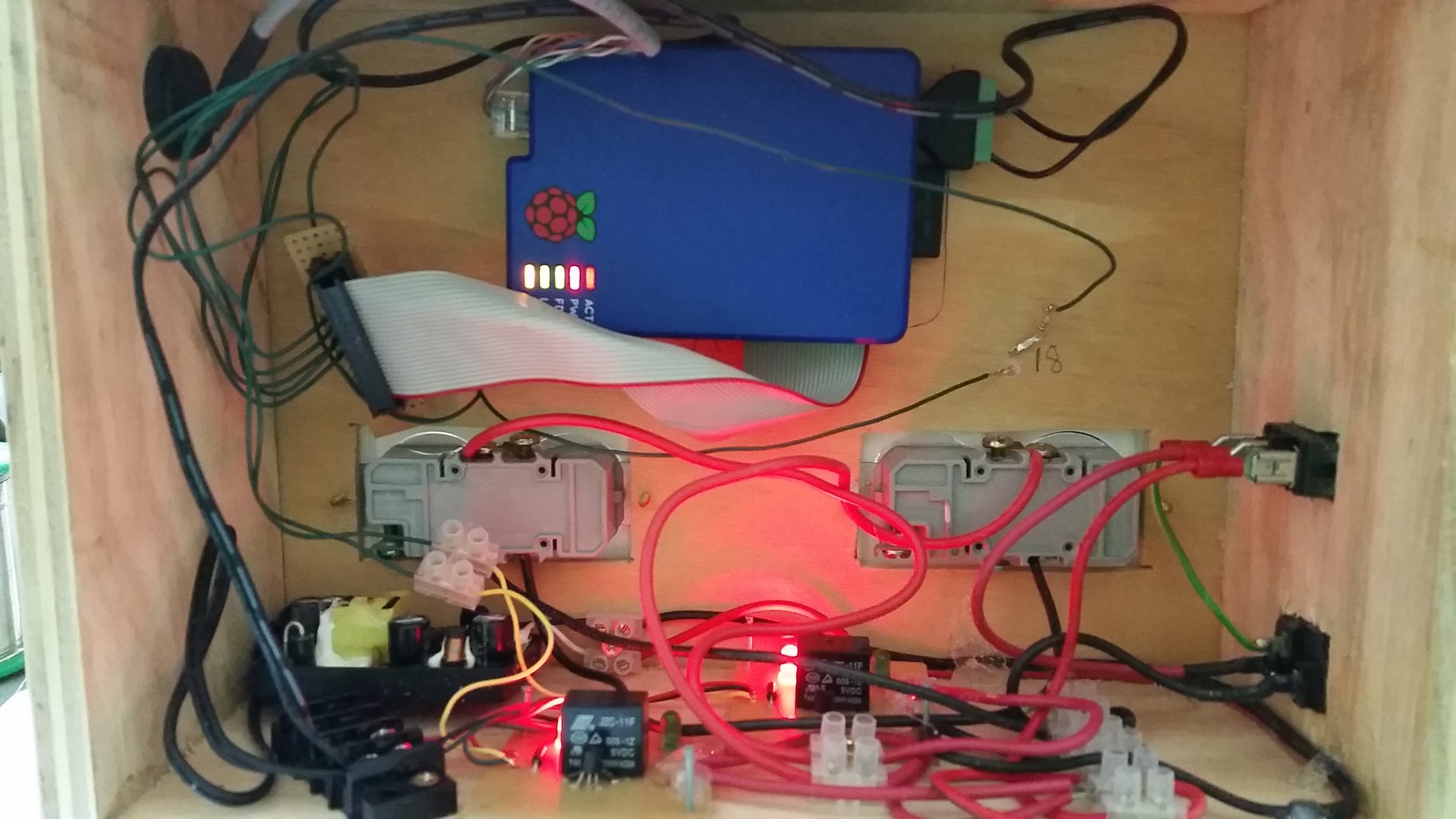 Web Based, Raspberry Pi Controlled, 2 Channel Relay Mains Control Box ...