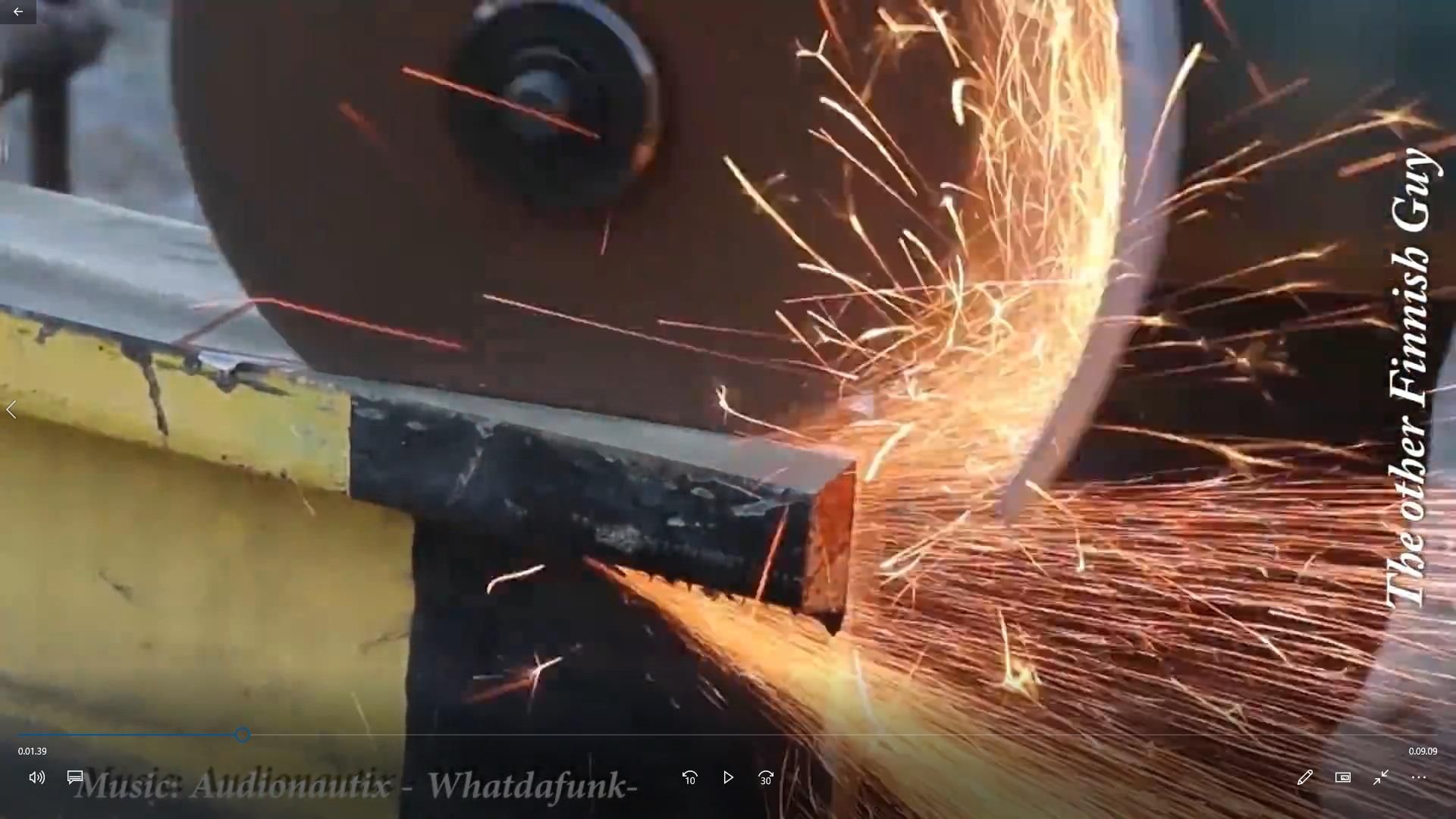 Making Aso / Railroad Track Anvil Using Angle Grinders. : 10 Steps ...