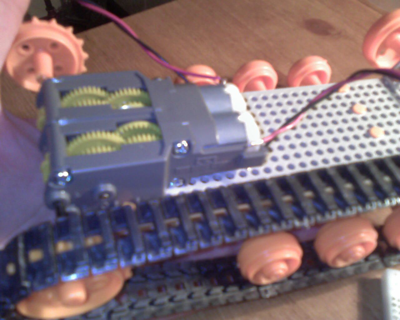 Ligth Follower Arduino Based Robot - Instructables