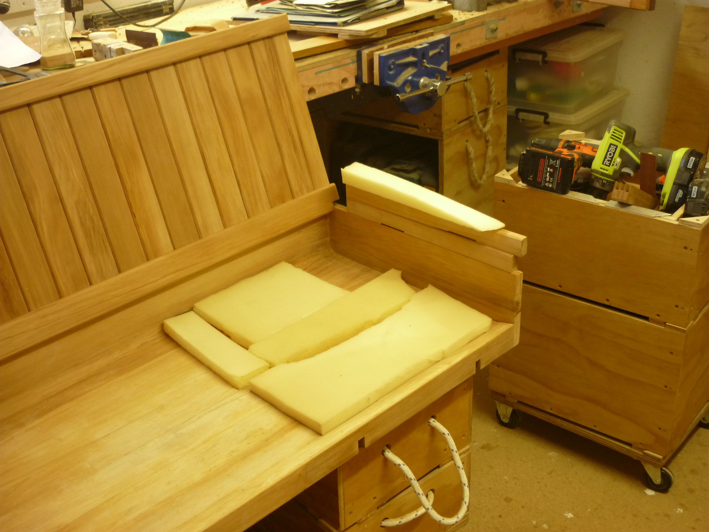 Pew : 9 Steps (with Pictures) - Instructables