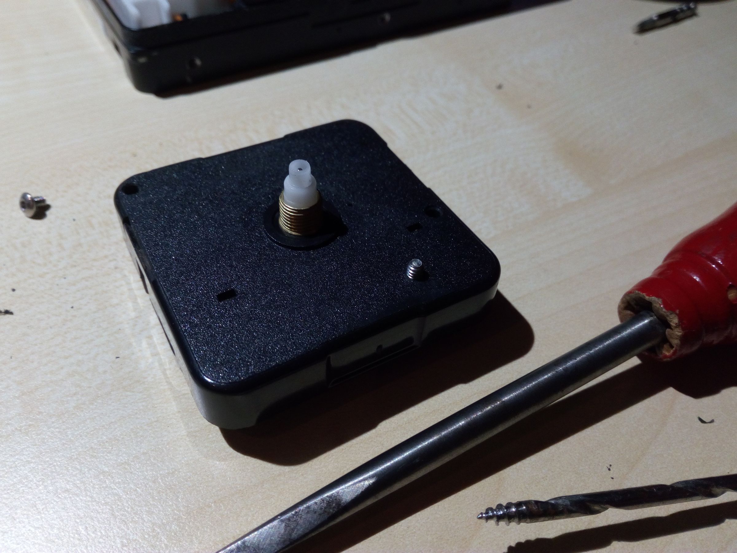 Simple Hard Drive Clock : 7 Steps (with Pictures) - Instructables