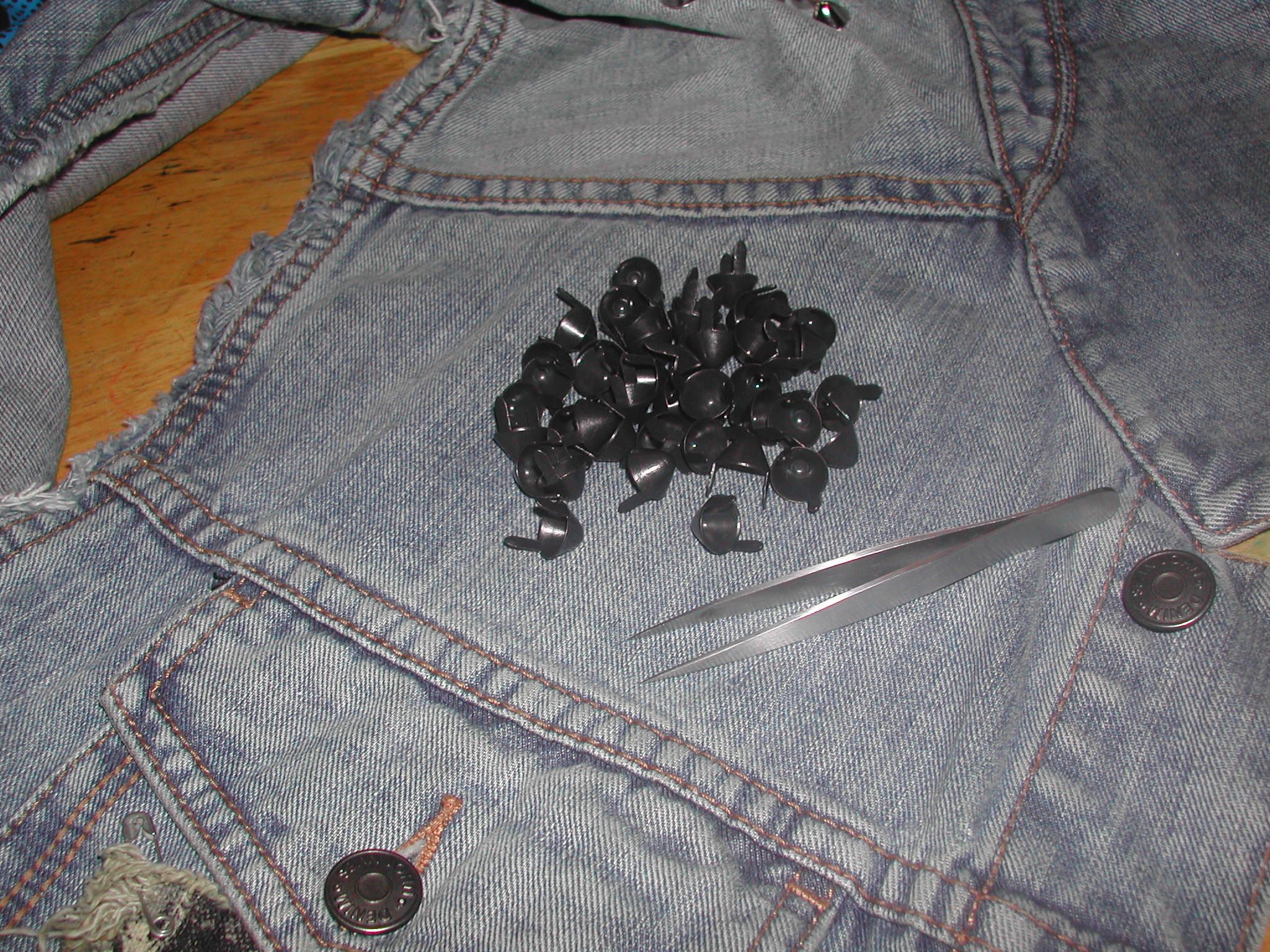 How to Add Studs to Clothing : 5 Steps - Instructables
