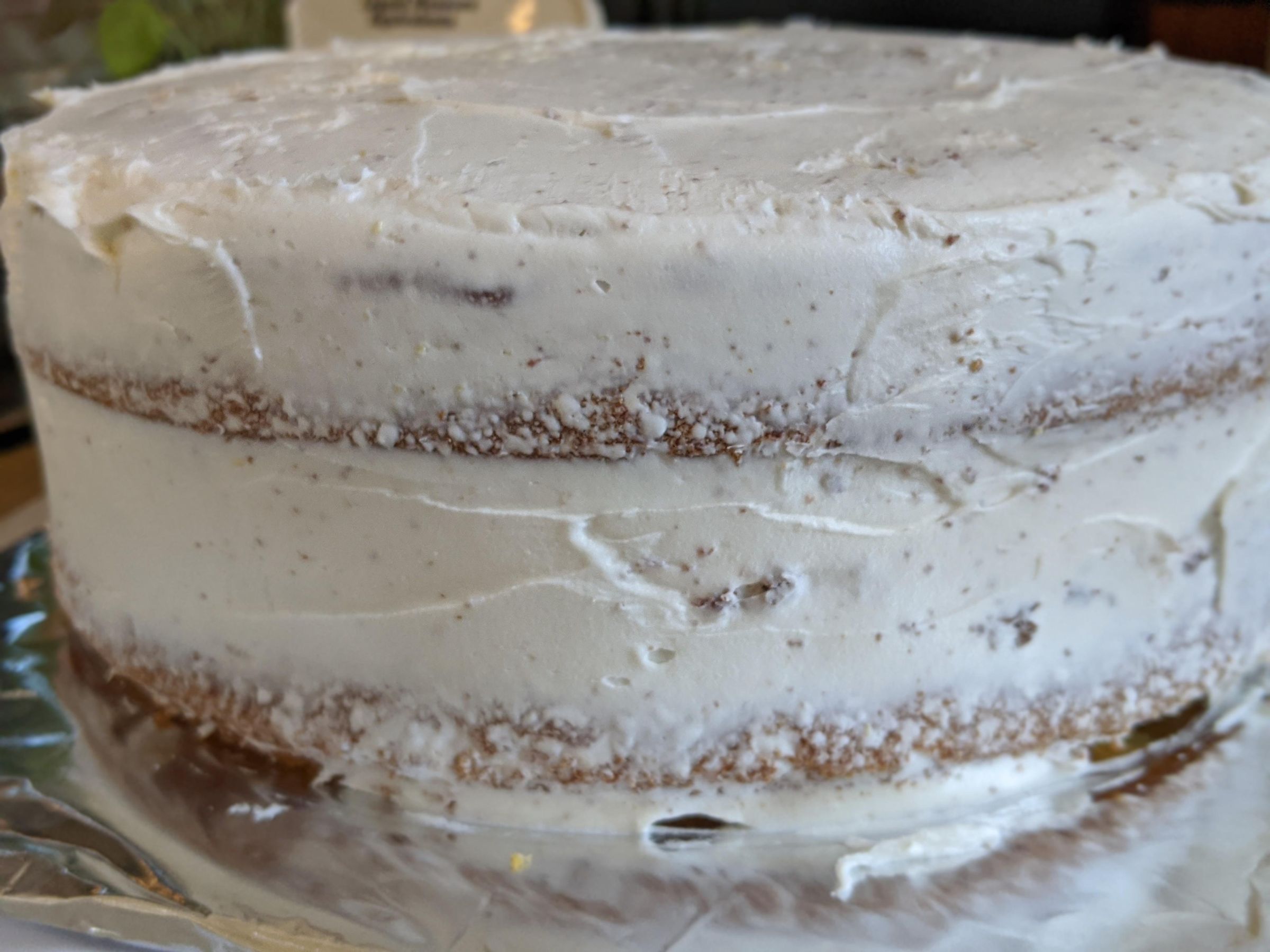 Two Flavor (Half & Half) Round Cake : 5 Steps - Instructables