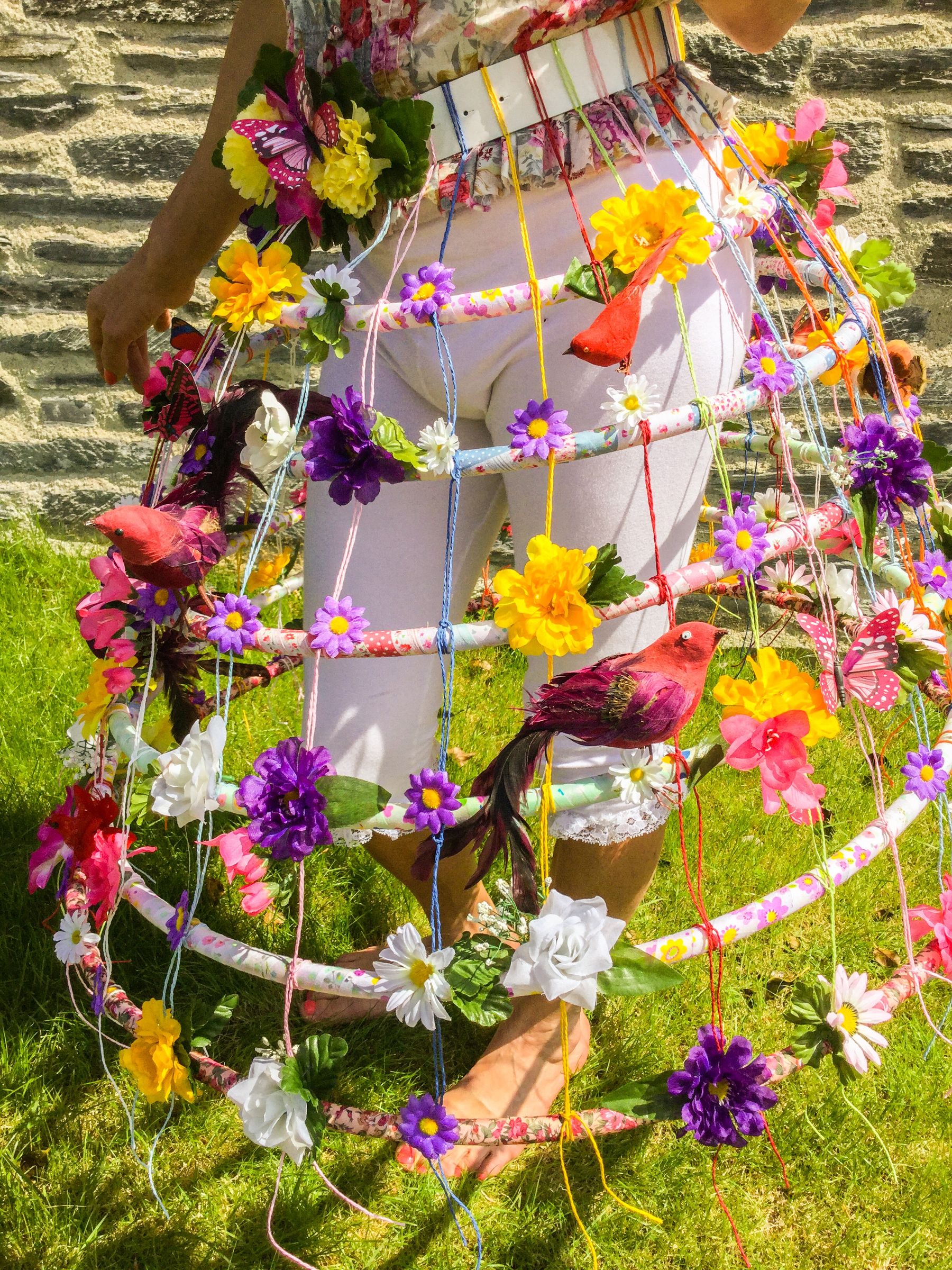 String and Hula Hoop Skirt : 5 Steps (with Pictures) - Instructables