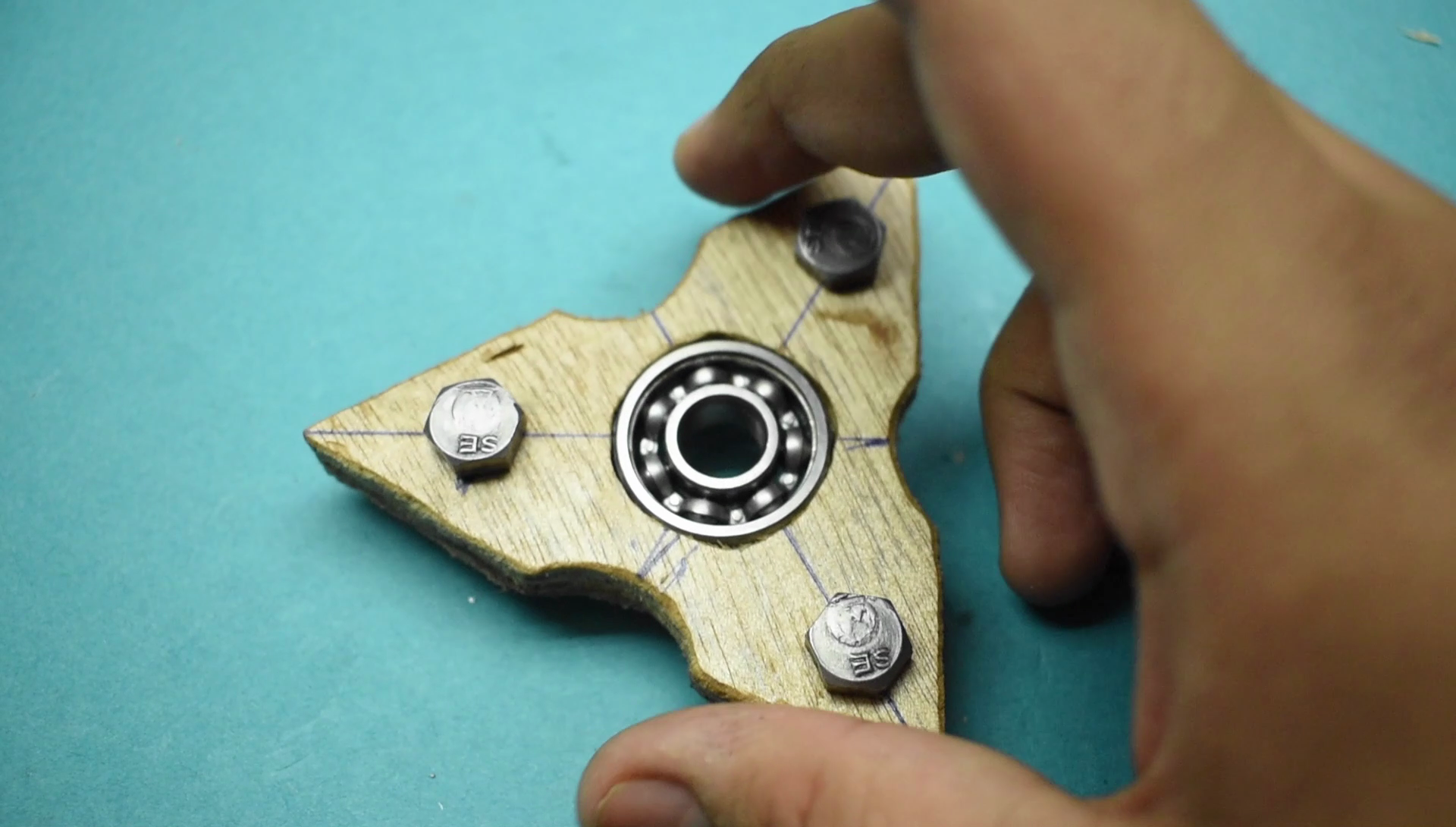 Homemade Fidget Spinner : 6 Steps (with Pictures) - Instructables