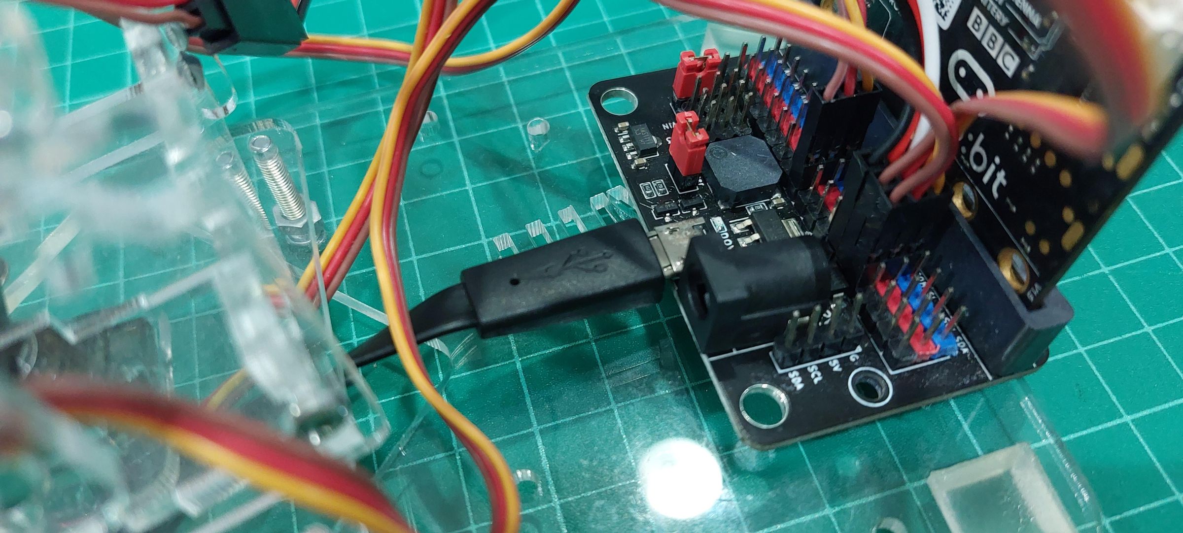 Control Robot Arm With Simple Gestures : 8 Steps (with Pictures ...