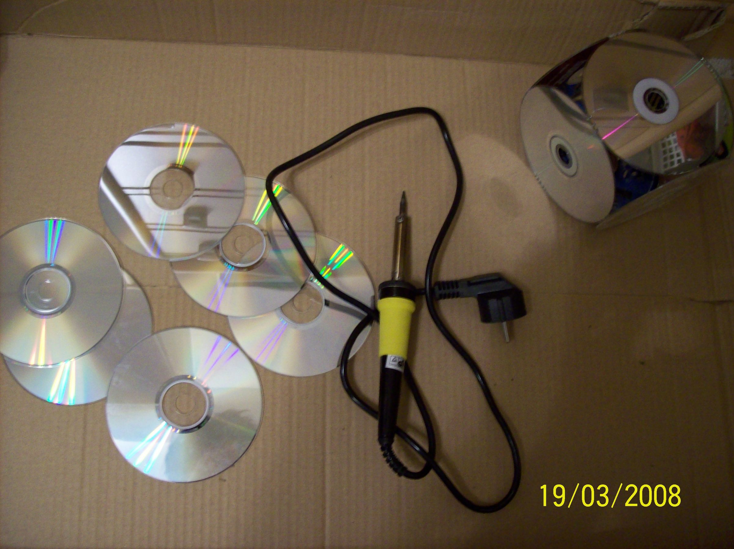 CD Lamp Shade : 3 Steps - Instructables