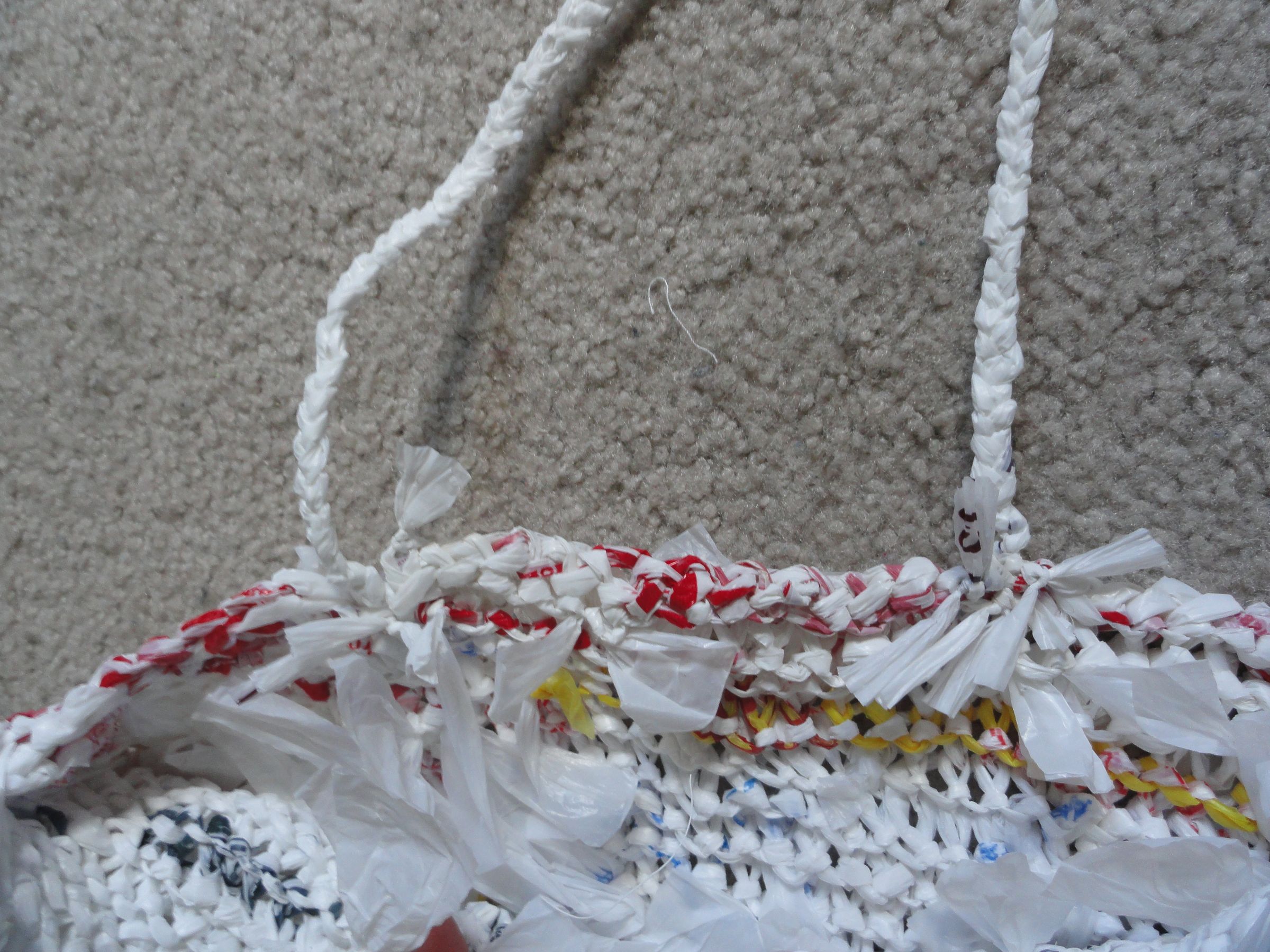 How to Knit a Bag Out of Plastic Bags! : 5 Steps - Instructables
