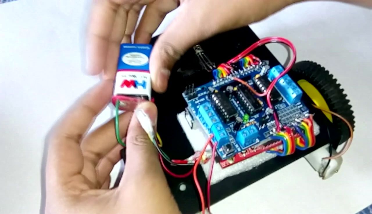 Make Yourself a TV Remote Controlled Arduino Robot! : 15 Steps (with ...
