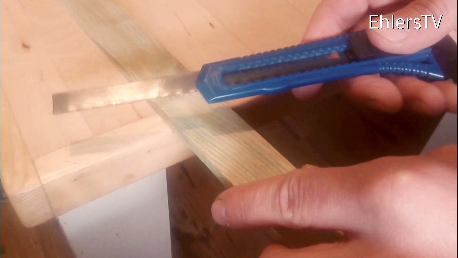 Make a Saw From a Cutter - Life Hack : 6 Steps - Instructables