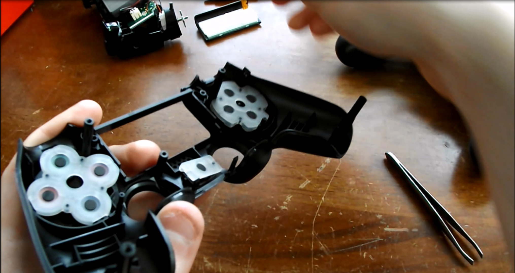 Custom Painted Playstation 4 Controller : 4 Steps - Instructables