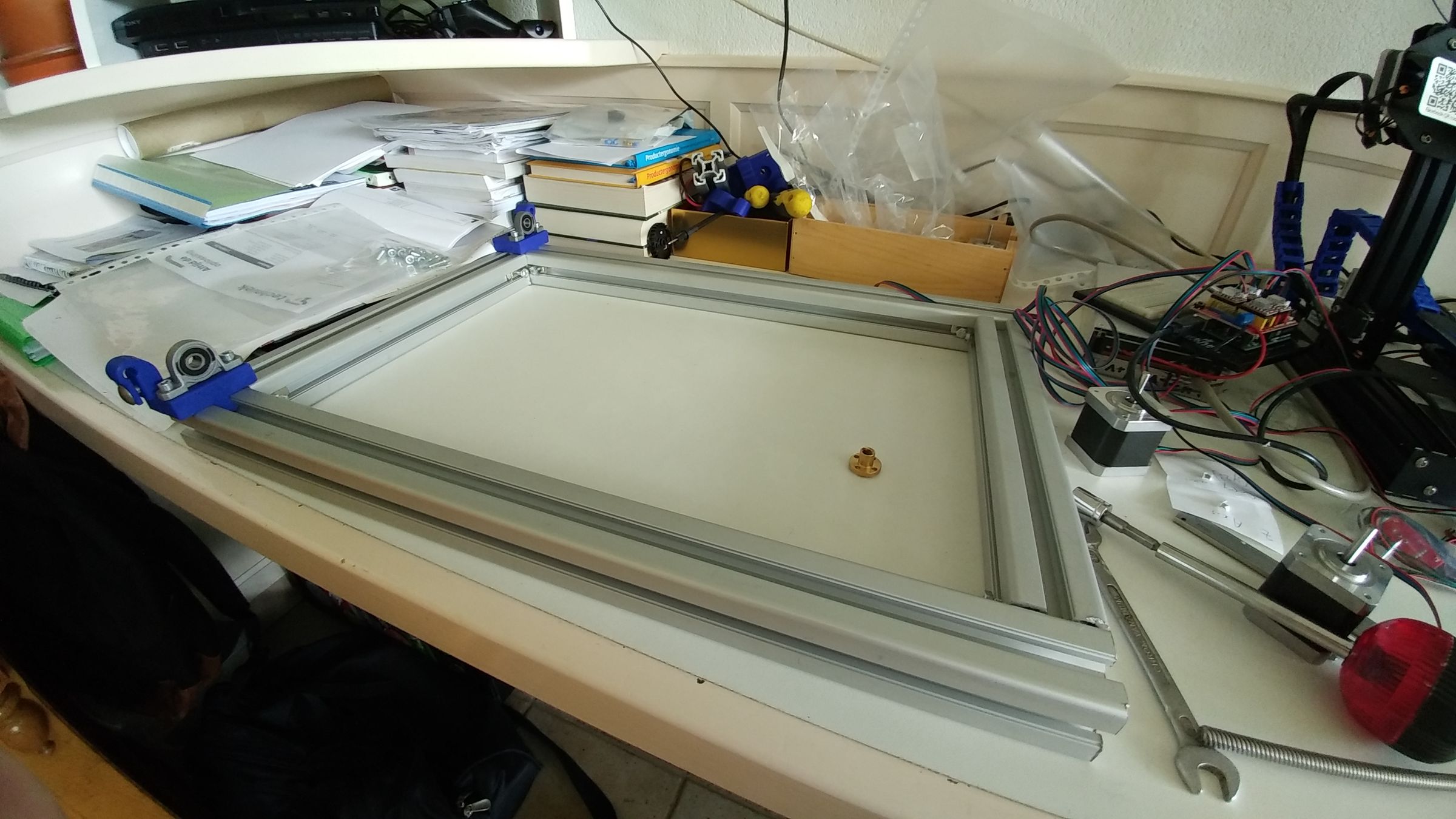 Plotter, X-y-machine, Printer : 9 Steps - Instructables