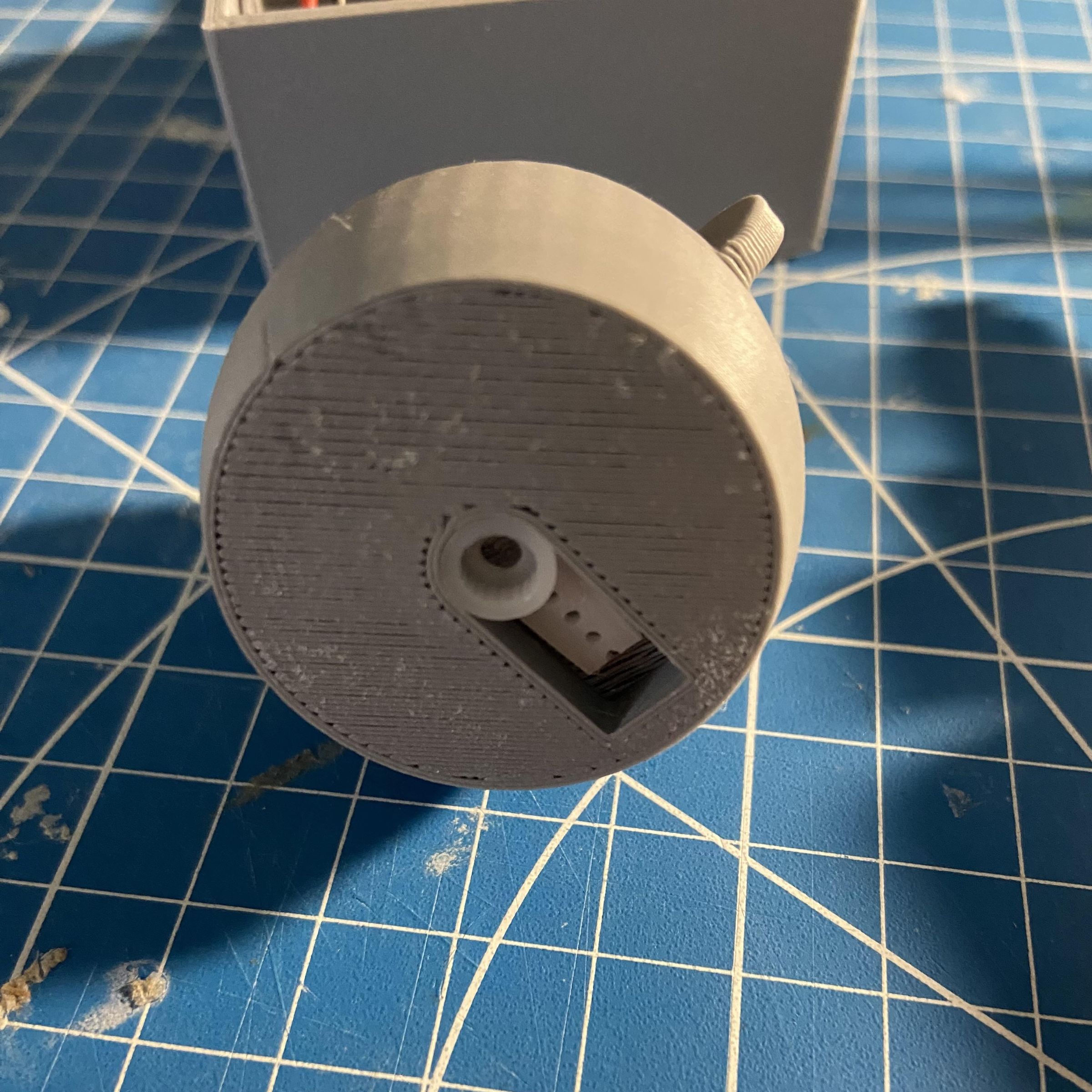 Phone Pick-Up Nod of Disapproval With Arduino : 10 Steps - Instructables